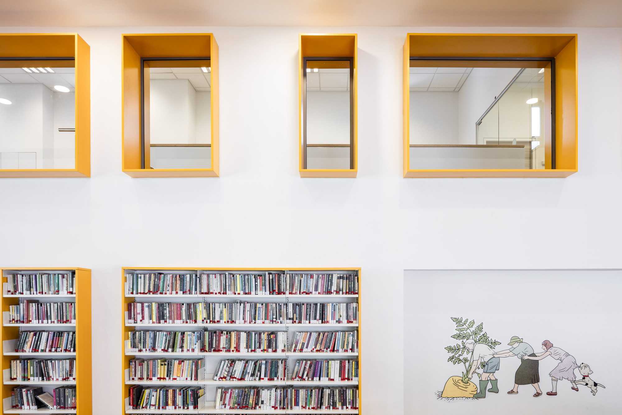 Gallery of Rehovot Community Center / Kimmel Eshkolot Architects - 13