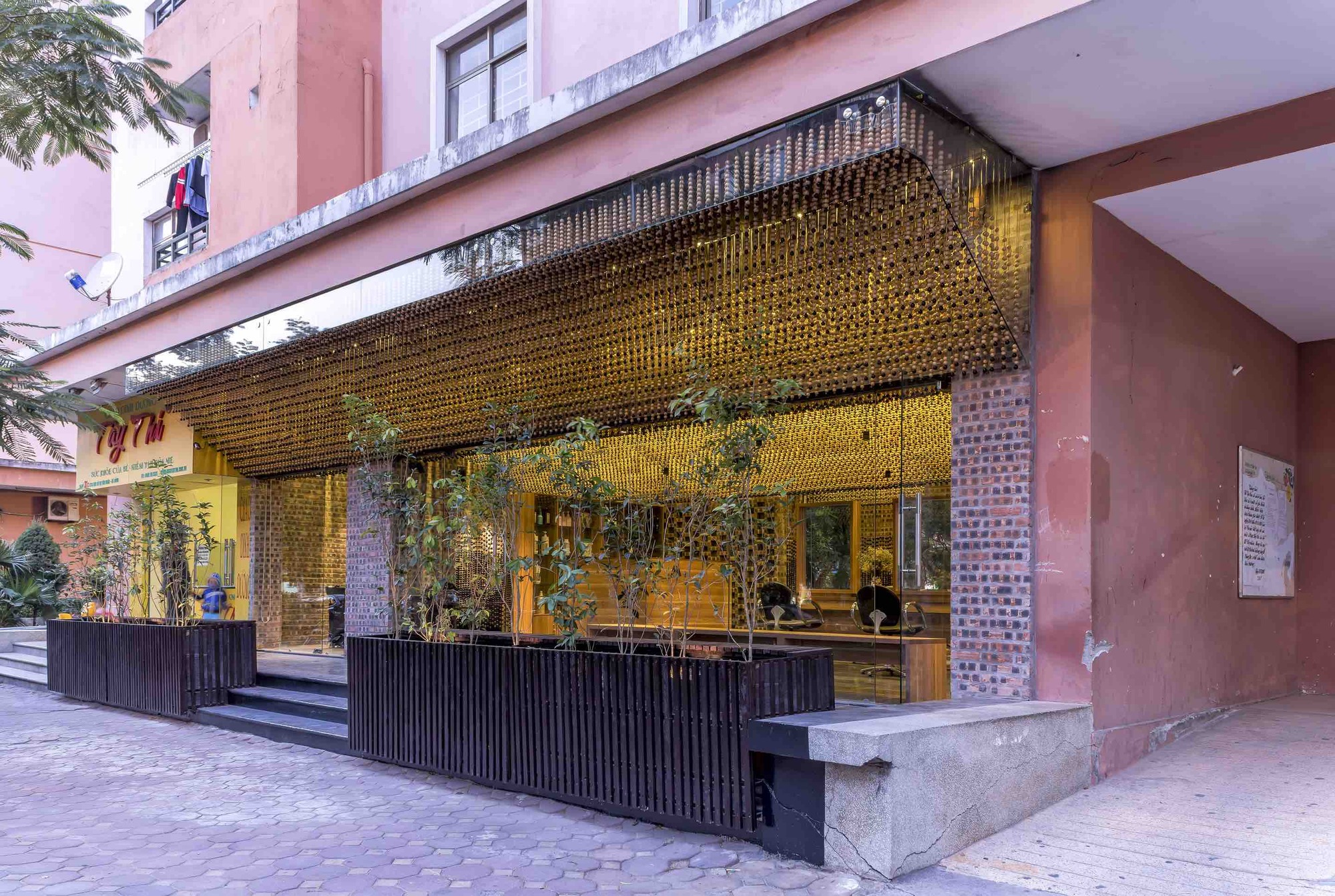 Gallery of Mành Mành salon / H&P Architects - 12