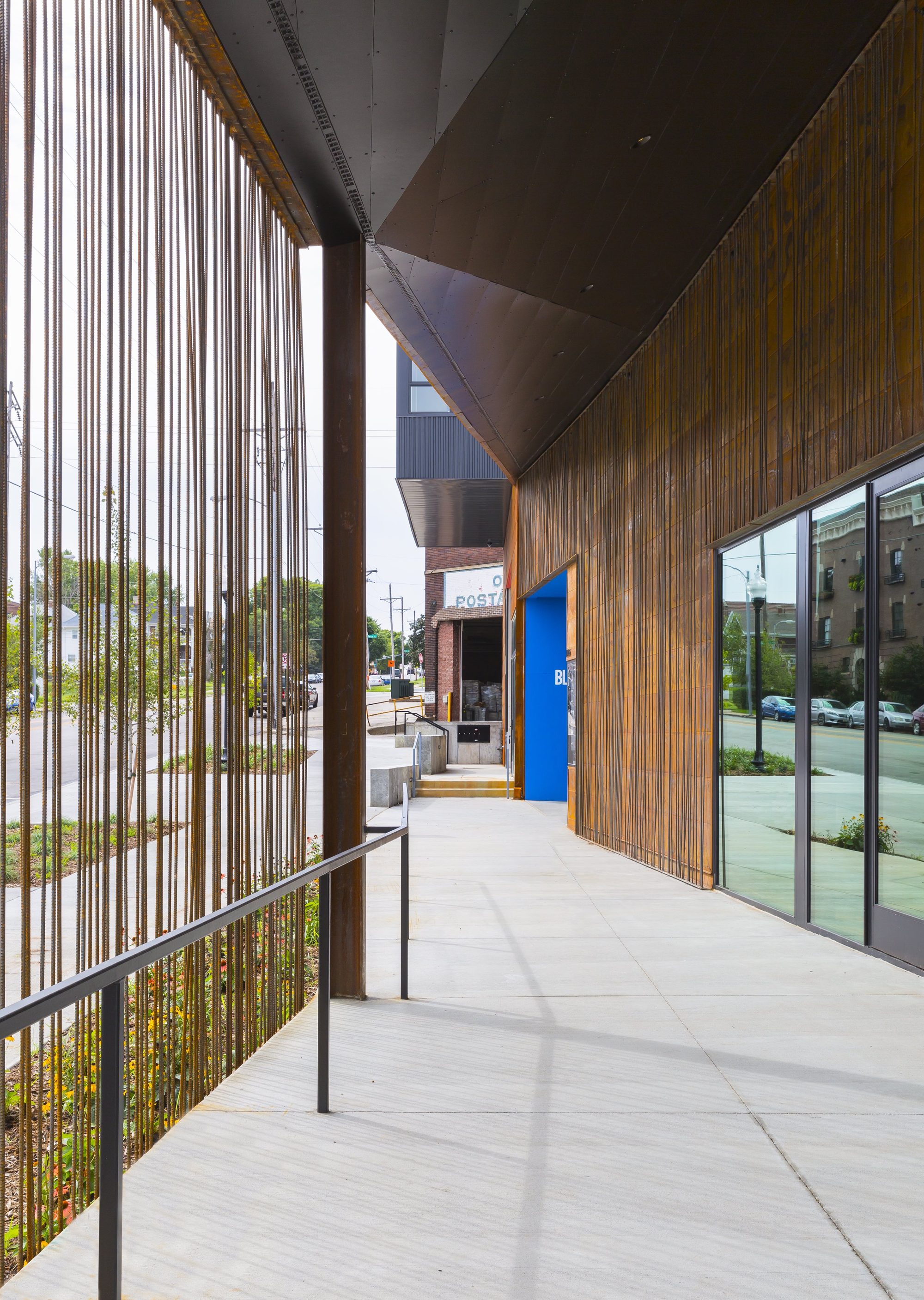 Gallery of Blue Barn Theatre & Boxcar 10 / Min | Day - 16