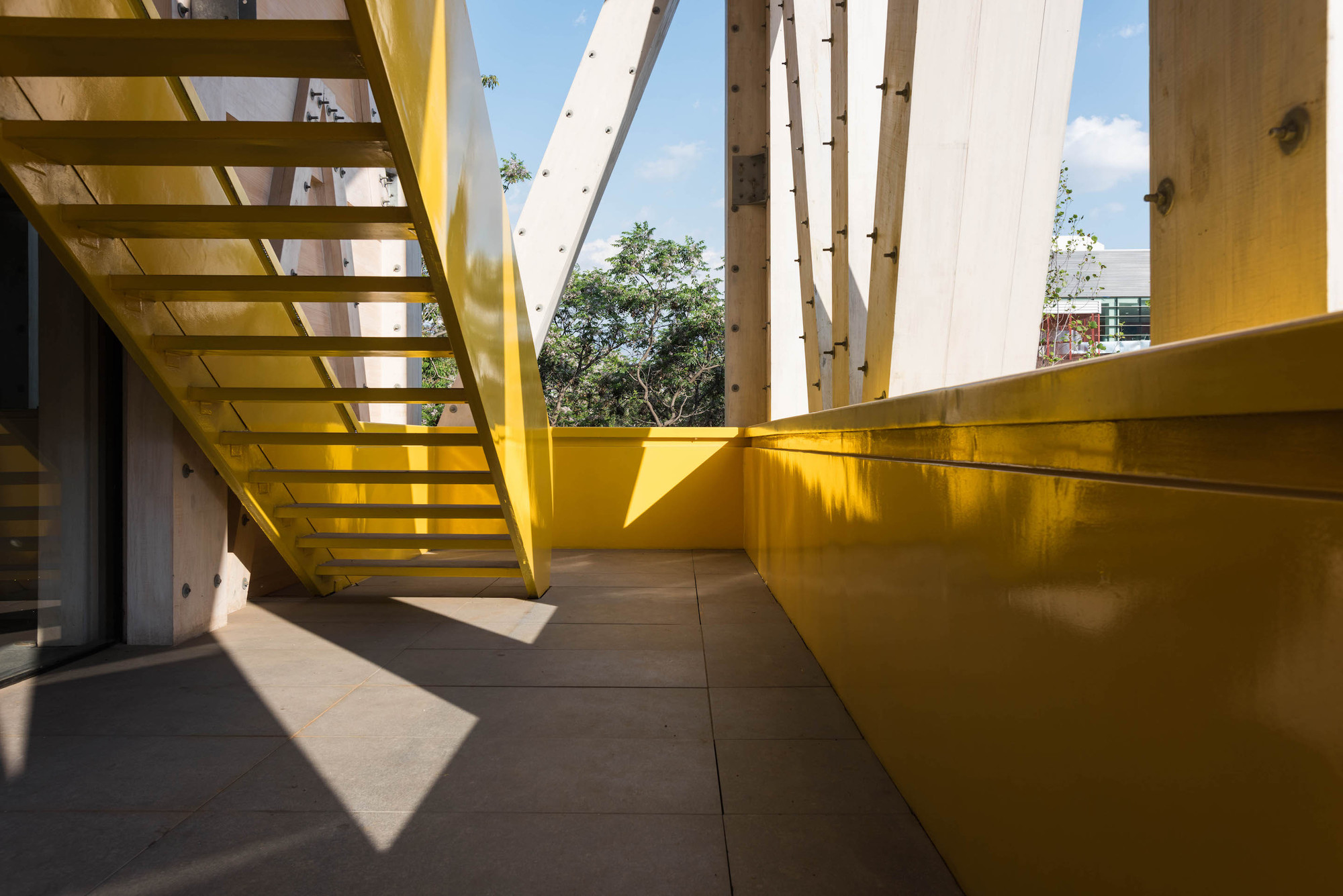 Gallery of UC Architecture School Building / Gonzalo Claro - 6