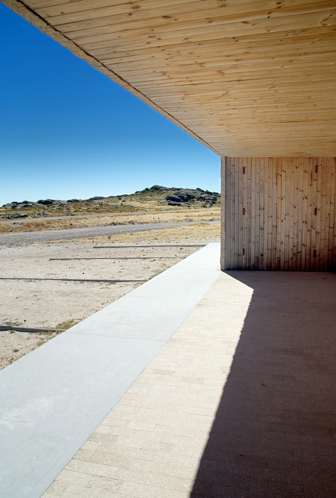 Gallery of Learn How This Portuguese Project Was Inspired by Strong ...