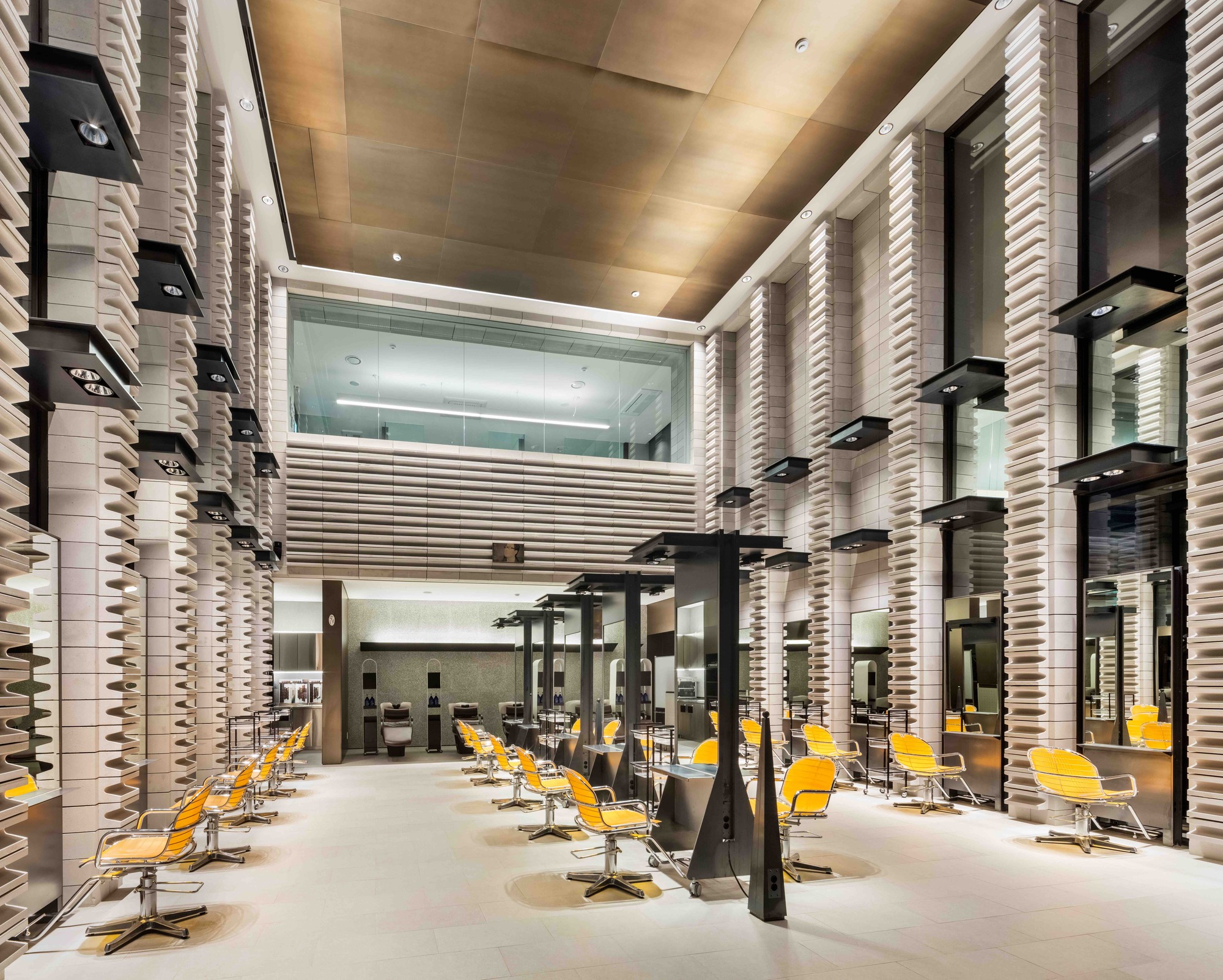 Gallery of Juno Academy / SKM Architects - 17