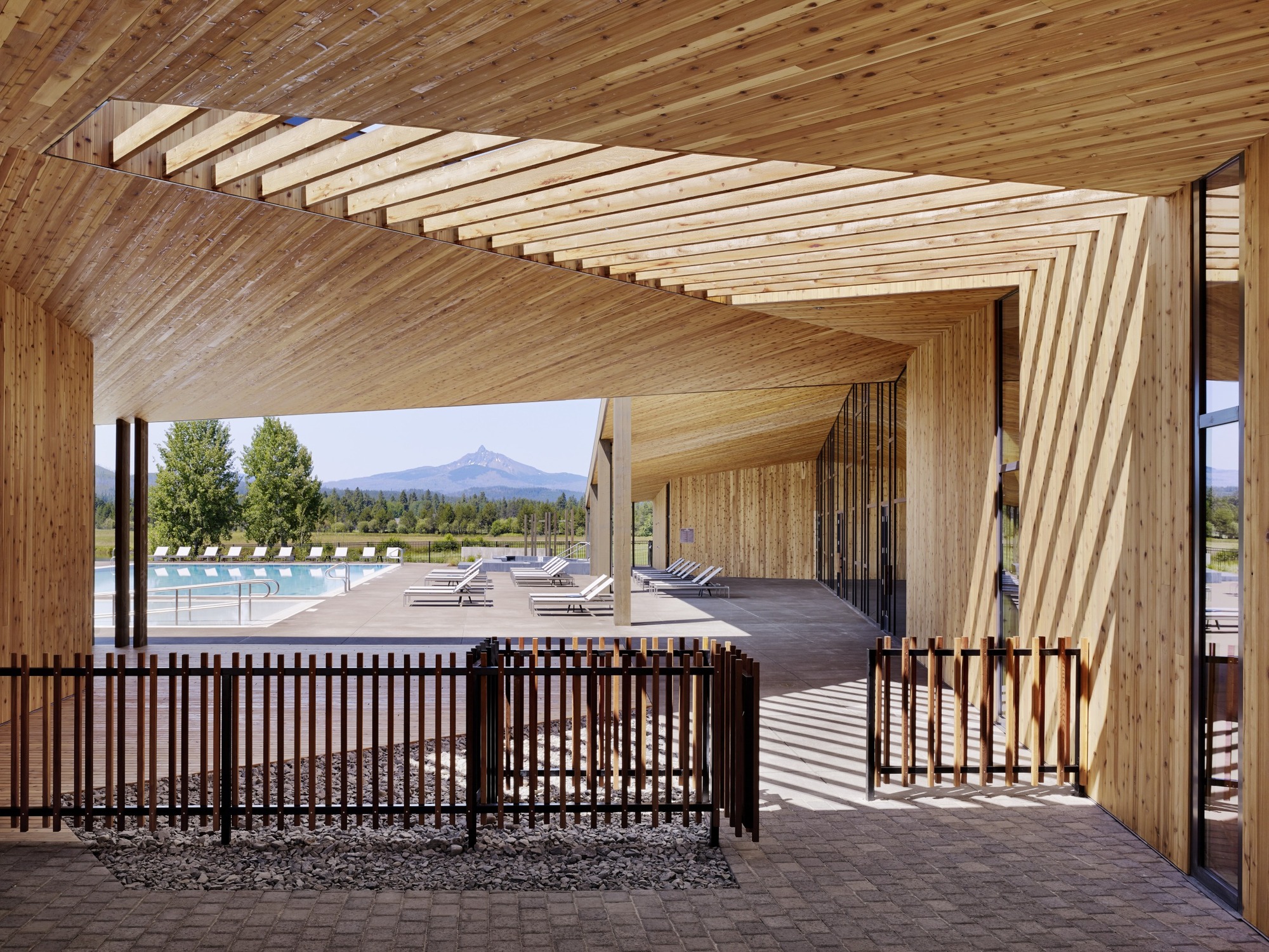 Gallery of 2016 Wood Design & Building Magazine Award Winners Announced - 9