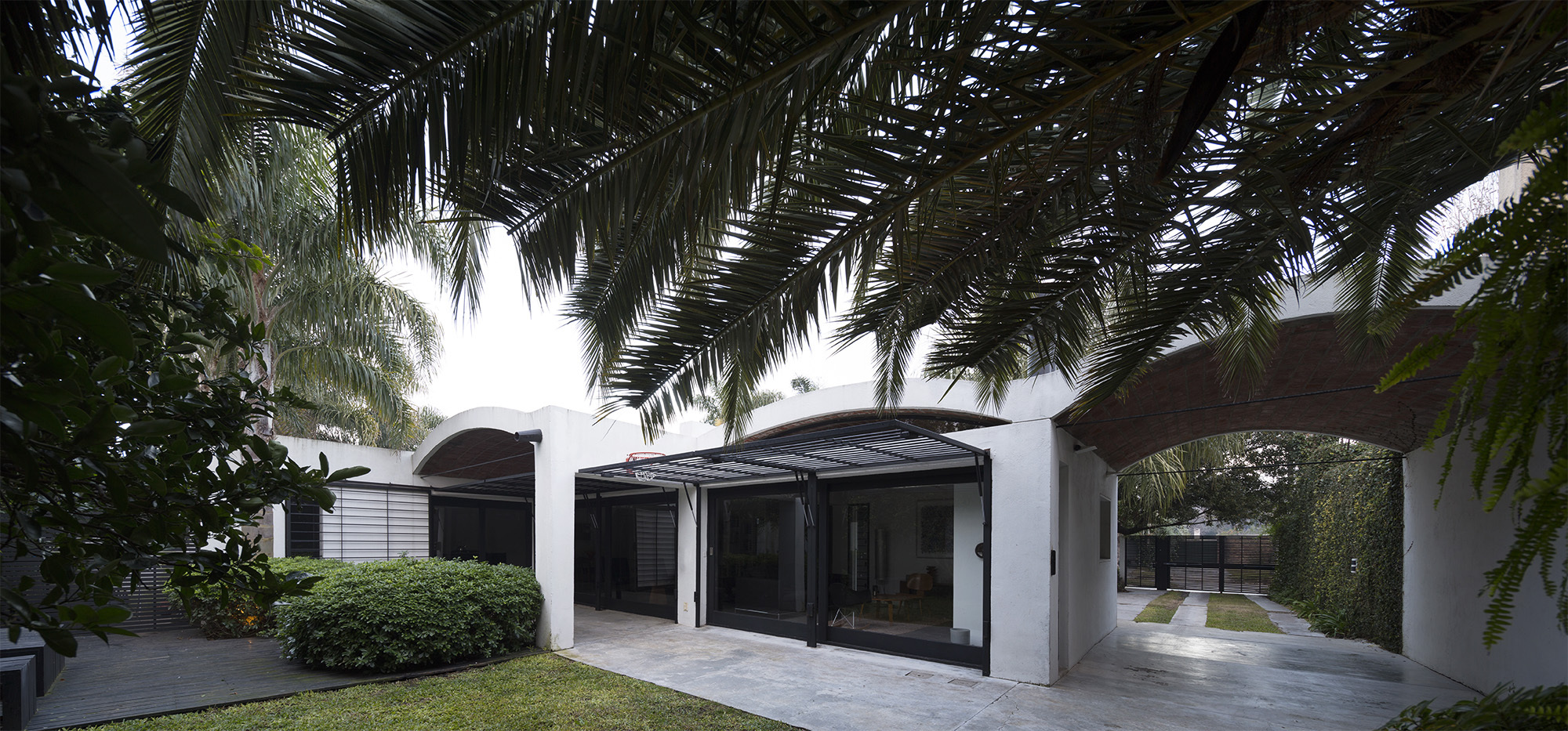 Gallery of HQ House / Fernando De Rossa + Virginia Miguel - 19
