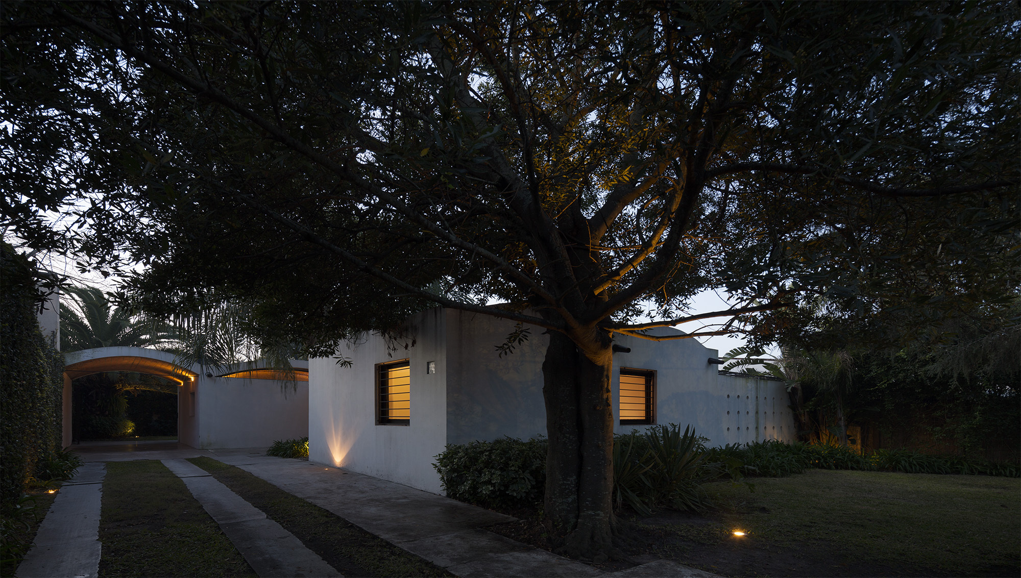 Gallery of HQ House / Fernando De Rossa + Virginia Miguel - 20