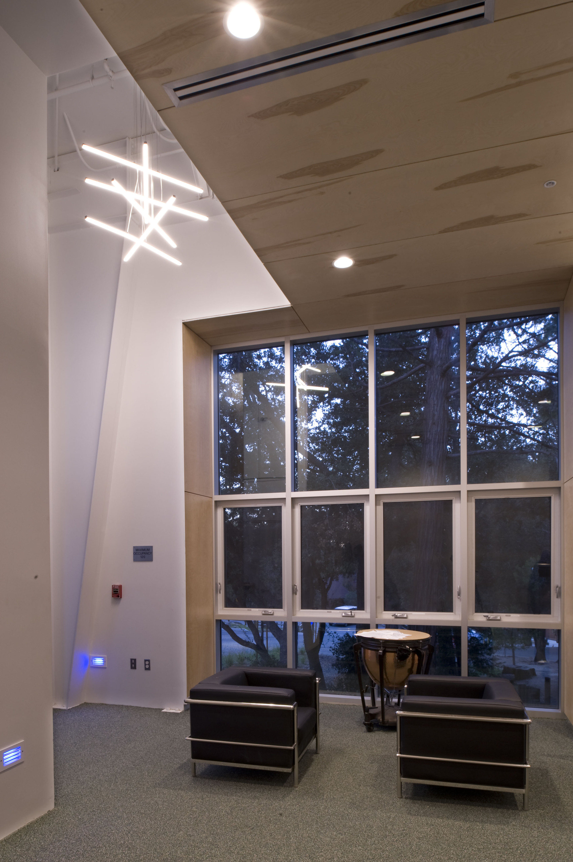 Gallery of William M. Lowman Concert Hall / Sander Architects - 17