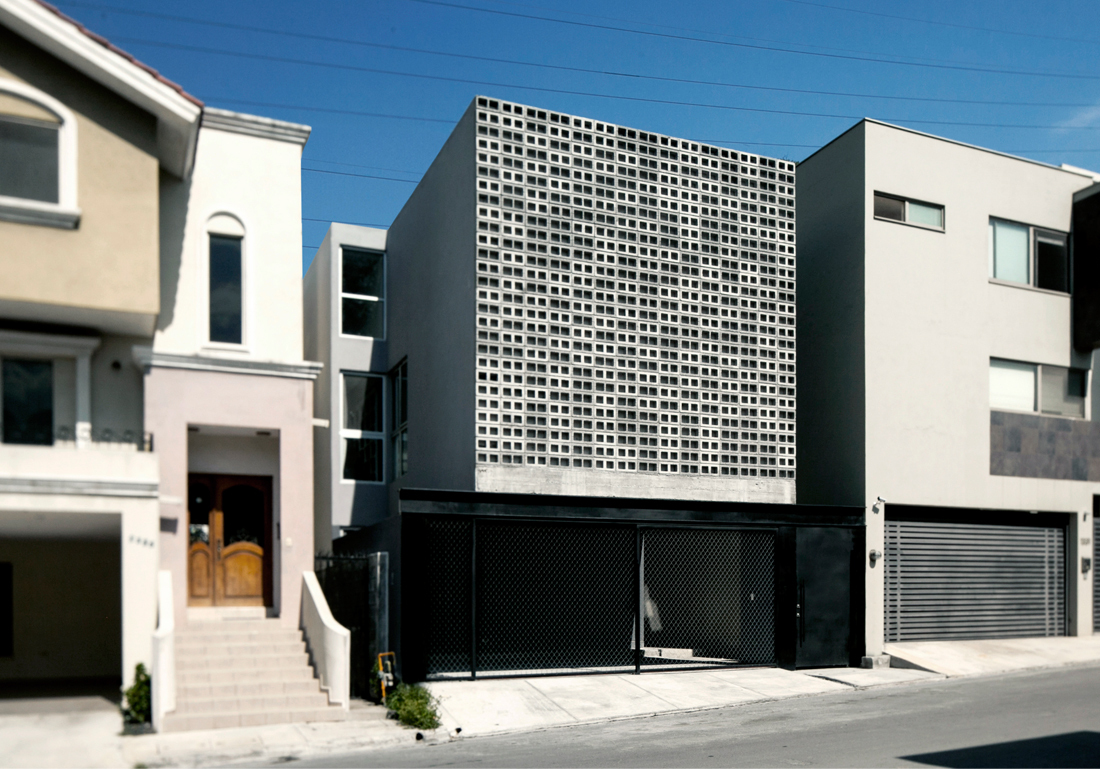 Gallery of 9X20 House / S-AR - 6