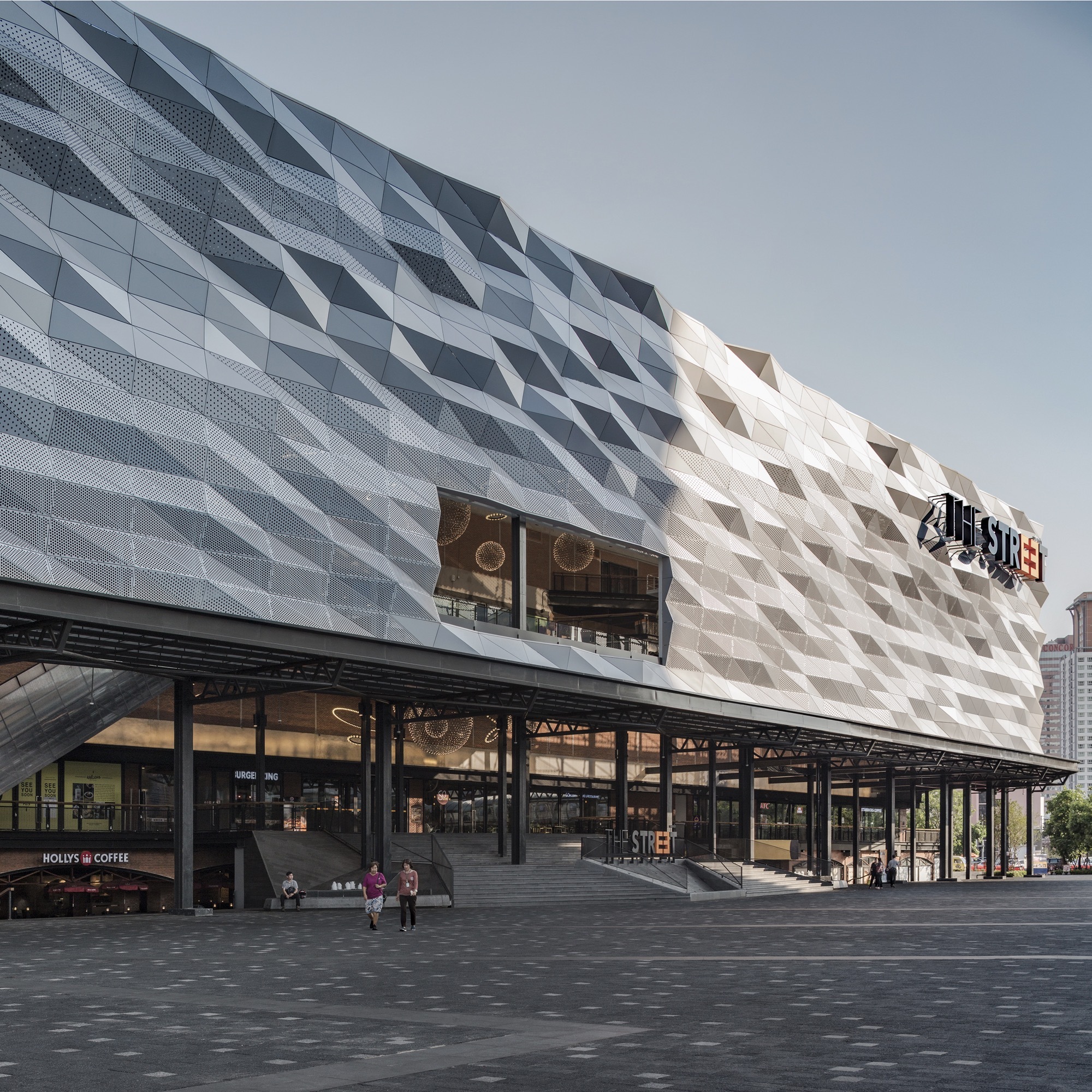 Galeria de The Street Ratchada / Architectkidd - 14