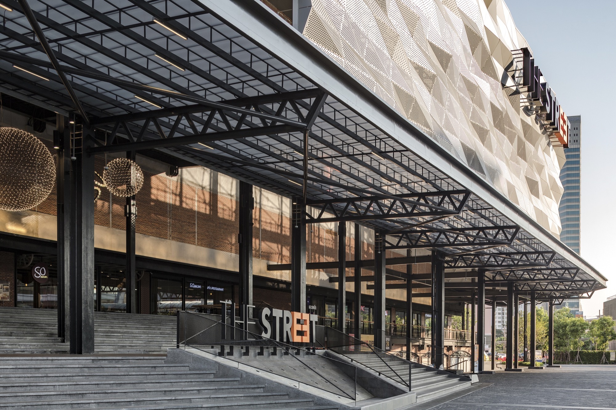 Gallery of The Street Ratchada / Architectkidd - 6