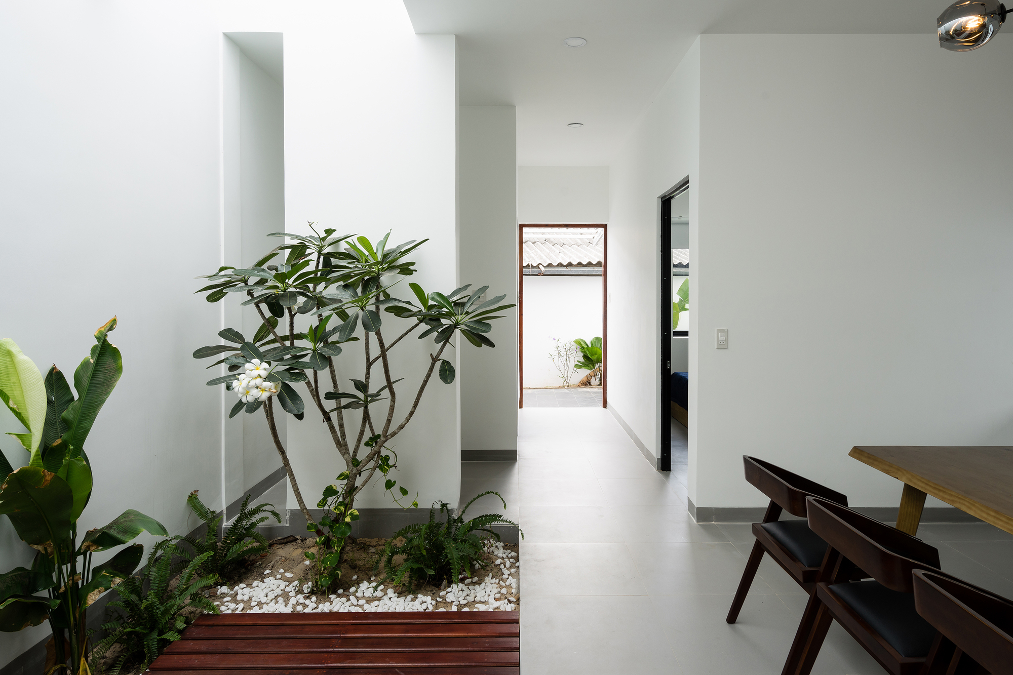Gallery of TP House / Sawadeesign Studio - 5