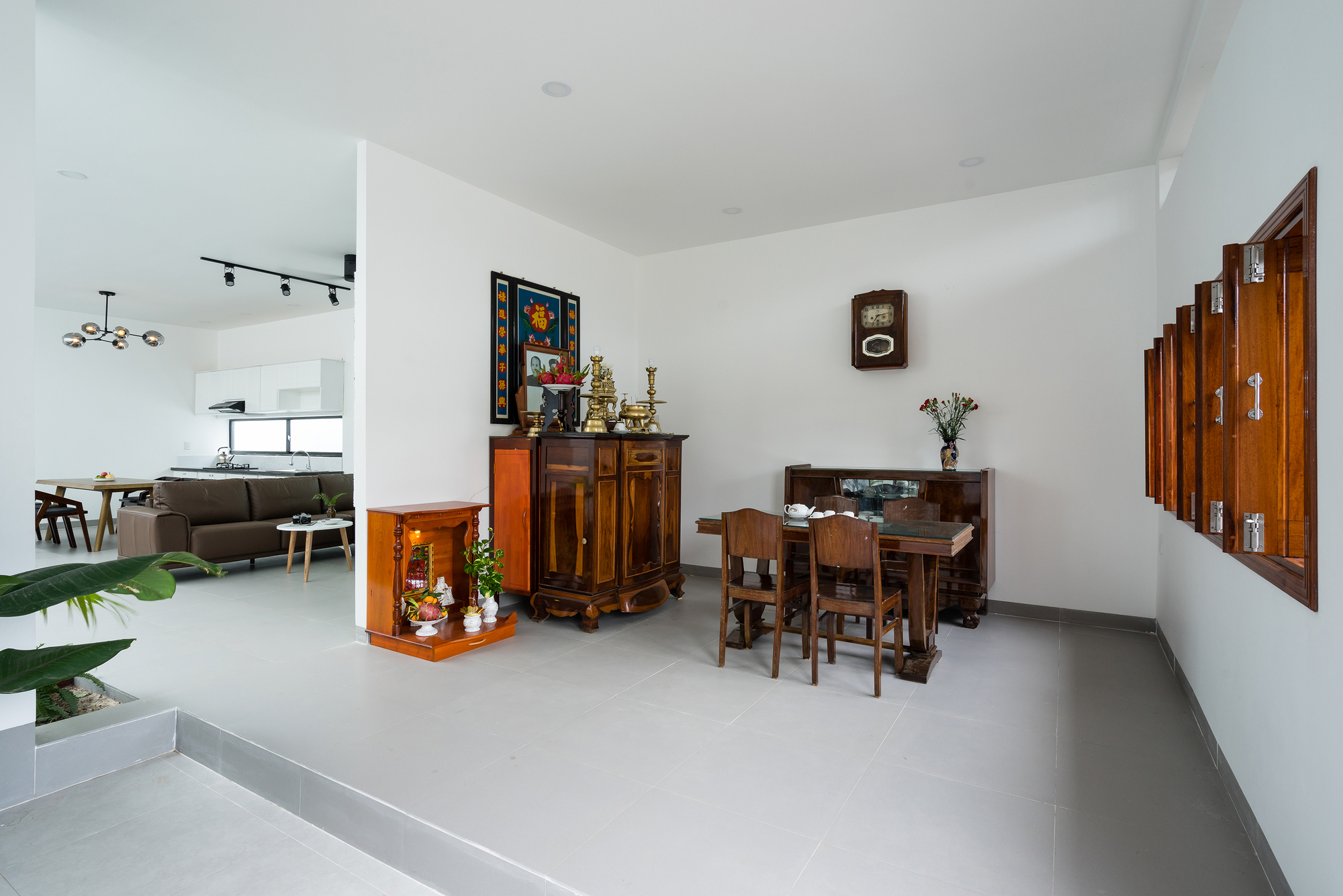 Gallery of TP House / Sawadeesign Studio - 13