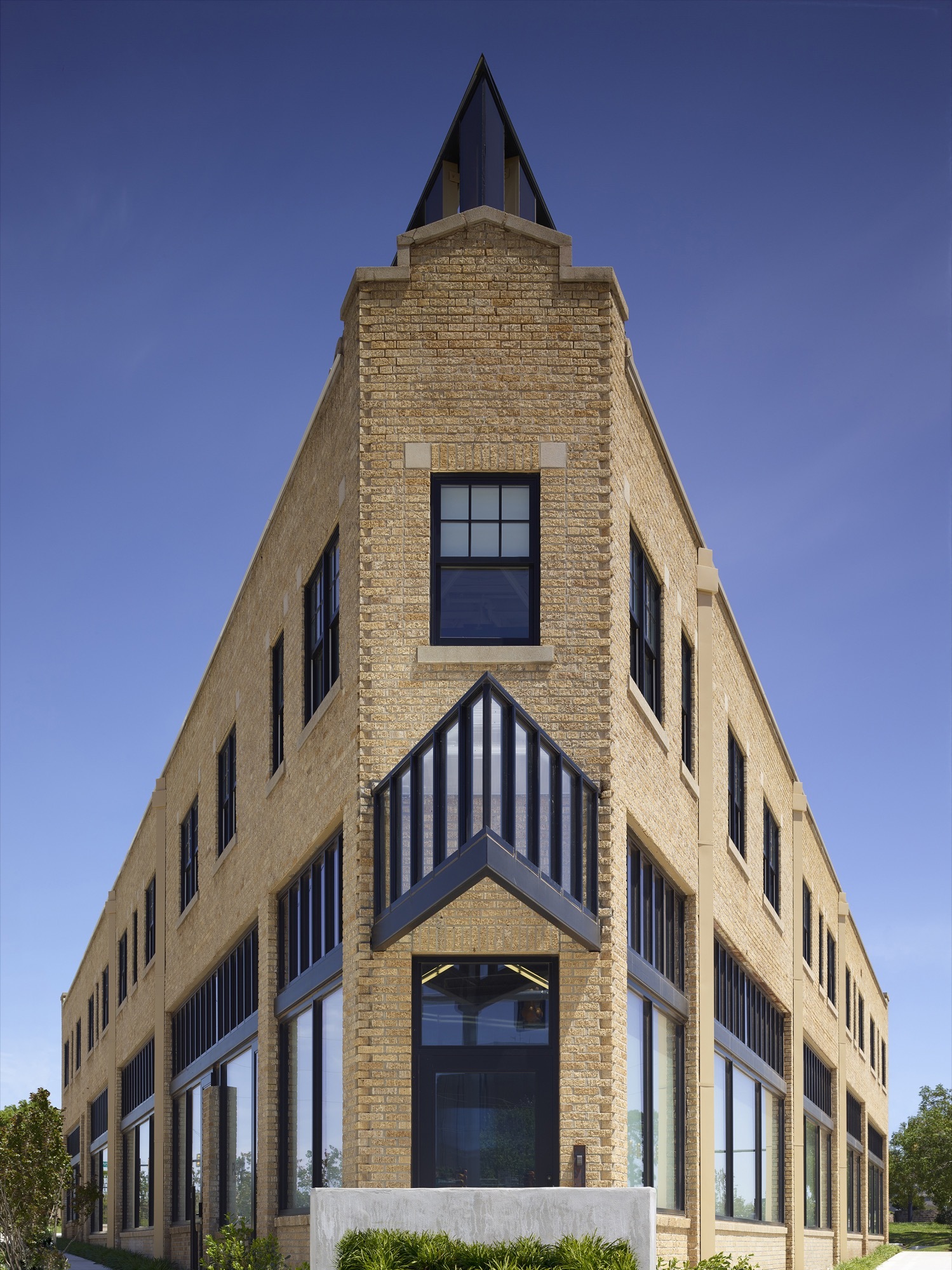 Gallery of PLICO at the Flatiron / Elliott + Associates Architects - 5