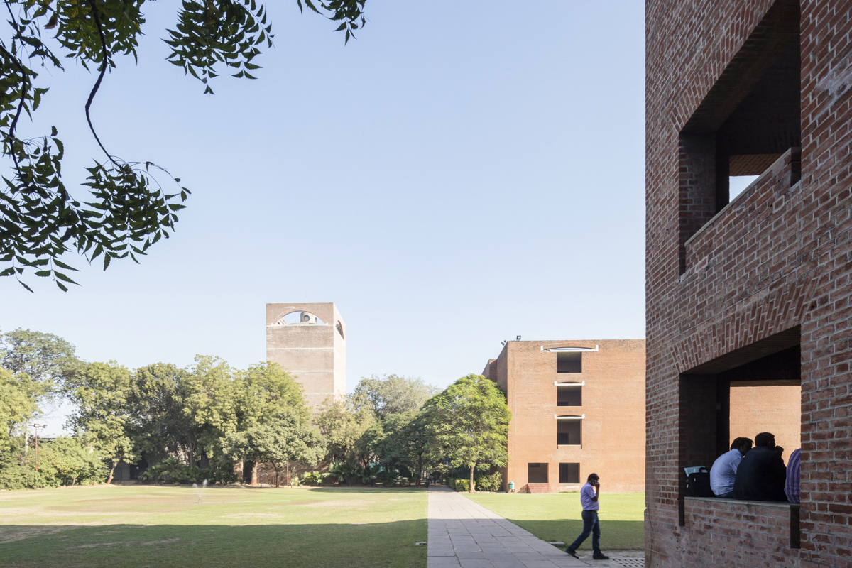 Gallery of Louis Kahn's Indian Institute of Management in Ahmedabad ...