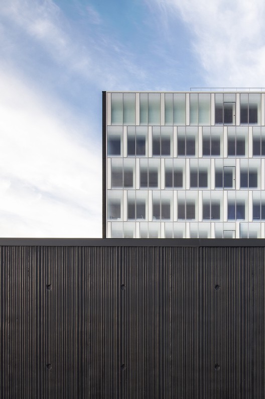 Headquarters ‘Le Duff Group’ / Ateliers 2/3/4/ | ArchDaily