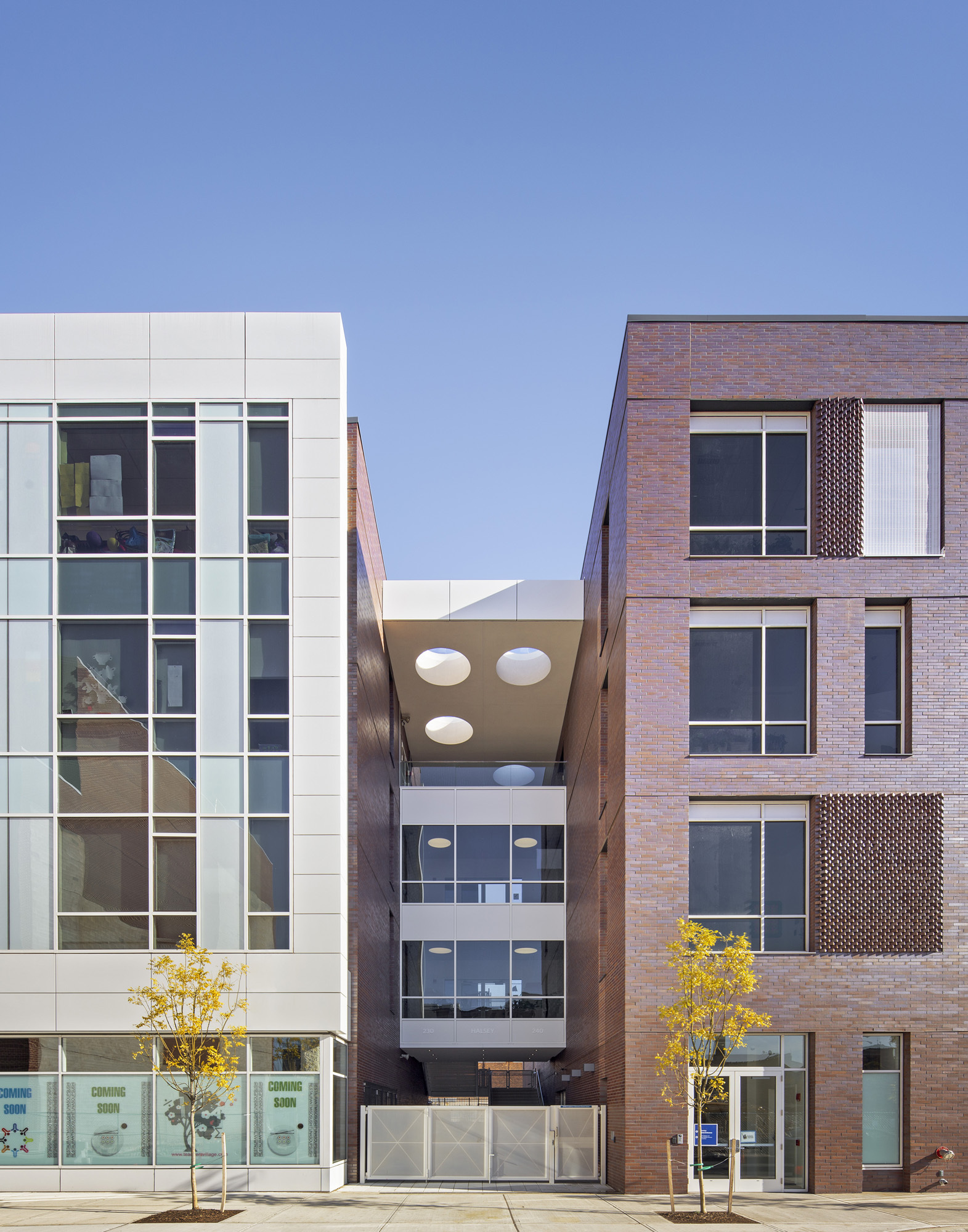 Gallery of Teachers Village / Richard Meier & Partners - 2