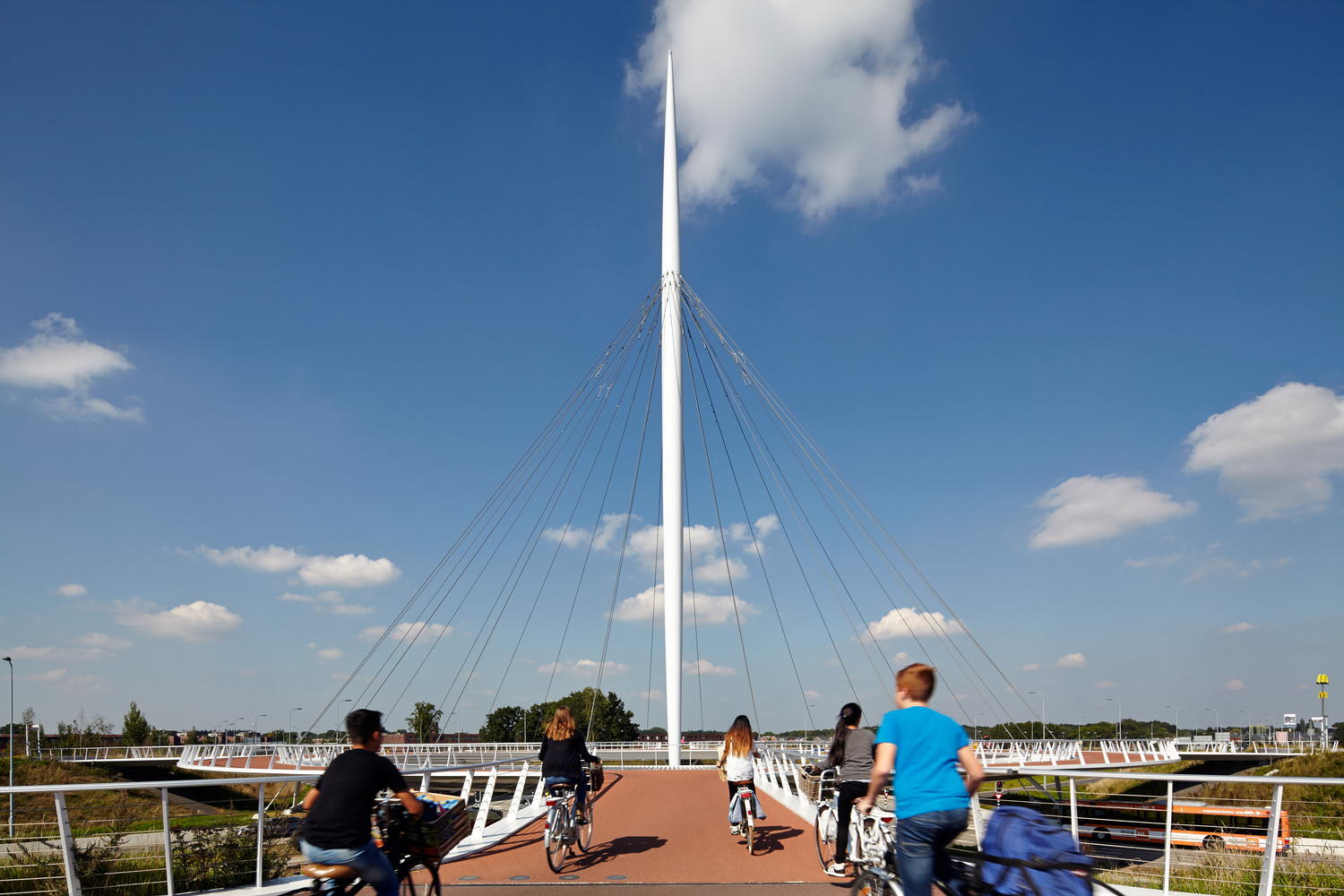 Gallery of Hovenring, Circular Cycle Bridge / ipv Delft - 18