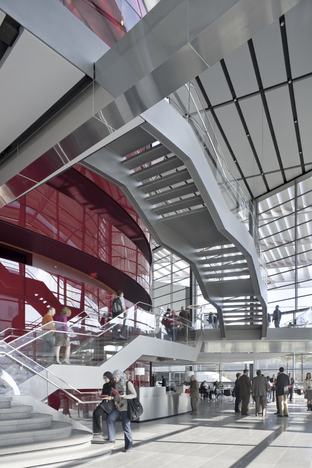 Gallery of Acoustics and Auditoriums: 30 Sections to Guide Your Design - 16