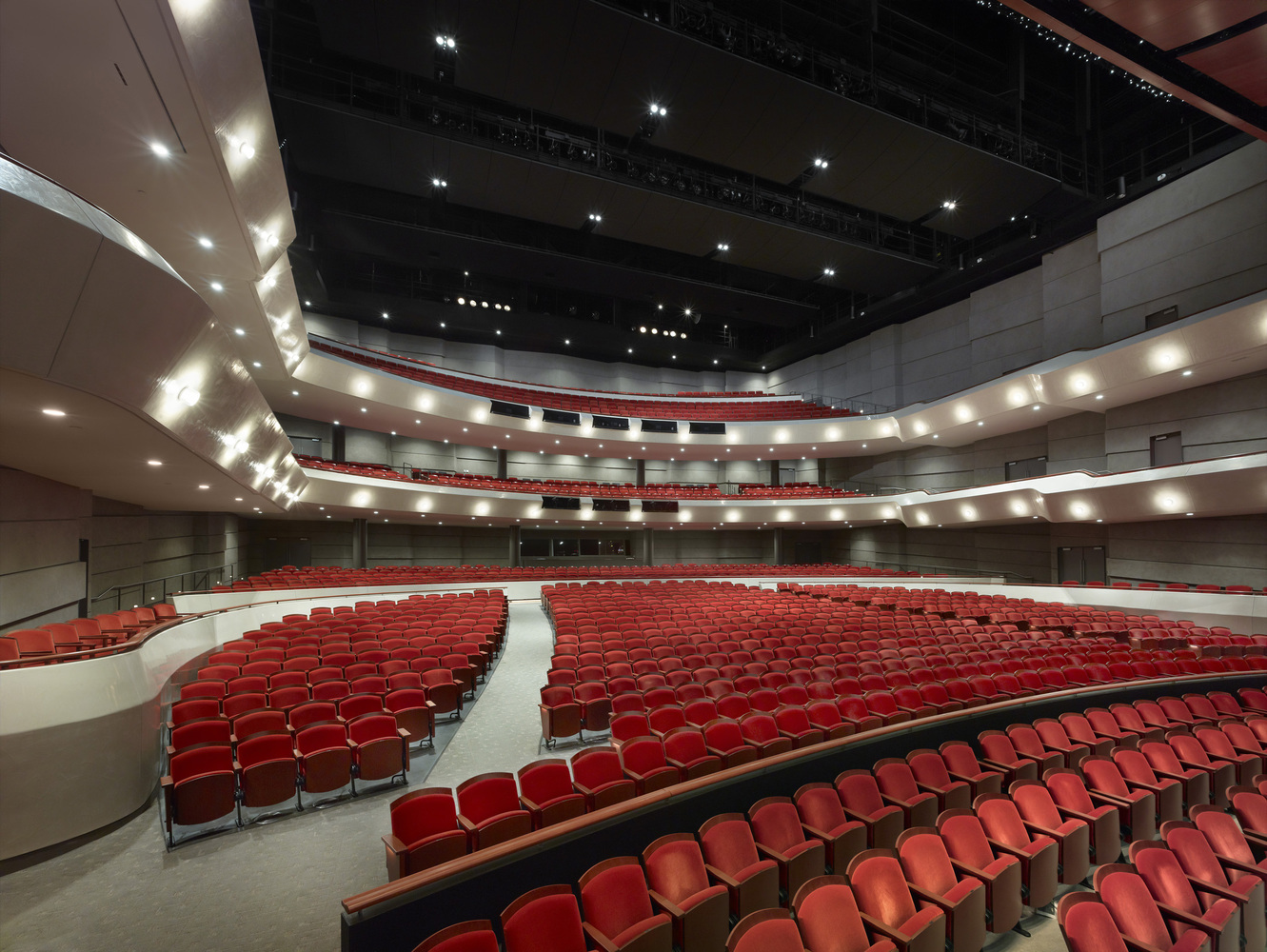 Gallery of Acoustics and Auditoriums: 30 Sections to Guide Your Design - 71