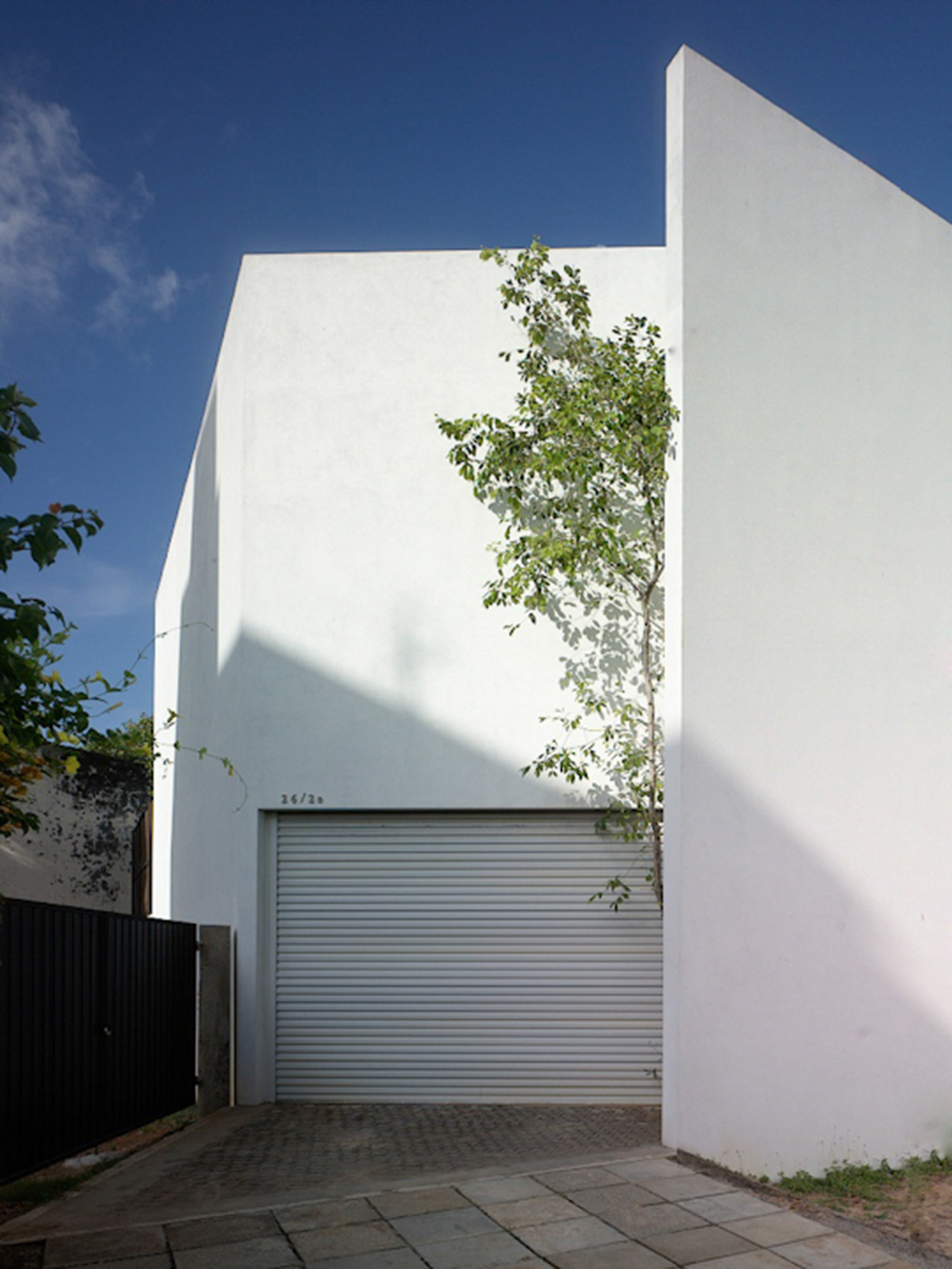 Gallery of 'Urban Envelope' Samuel House / MMGS Architects - 12