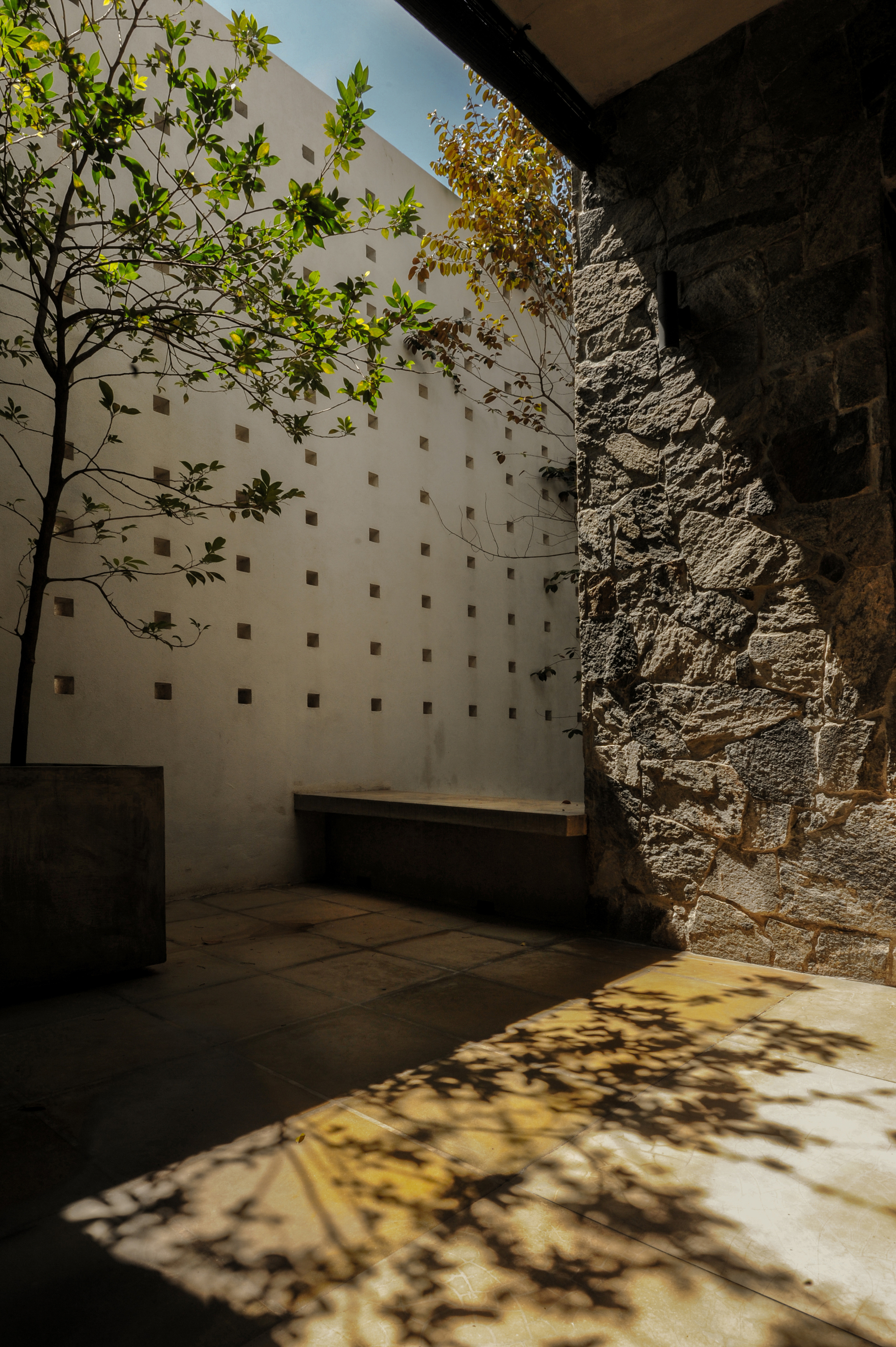 Gallery of 'Urban Envelope' Samuel House / MMGS Architects - 15