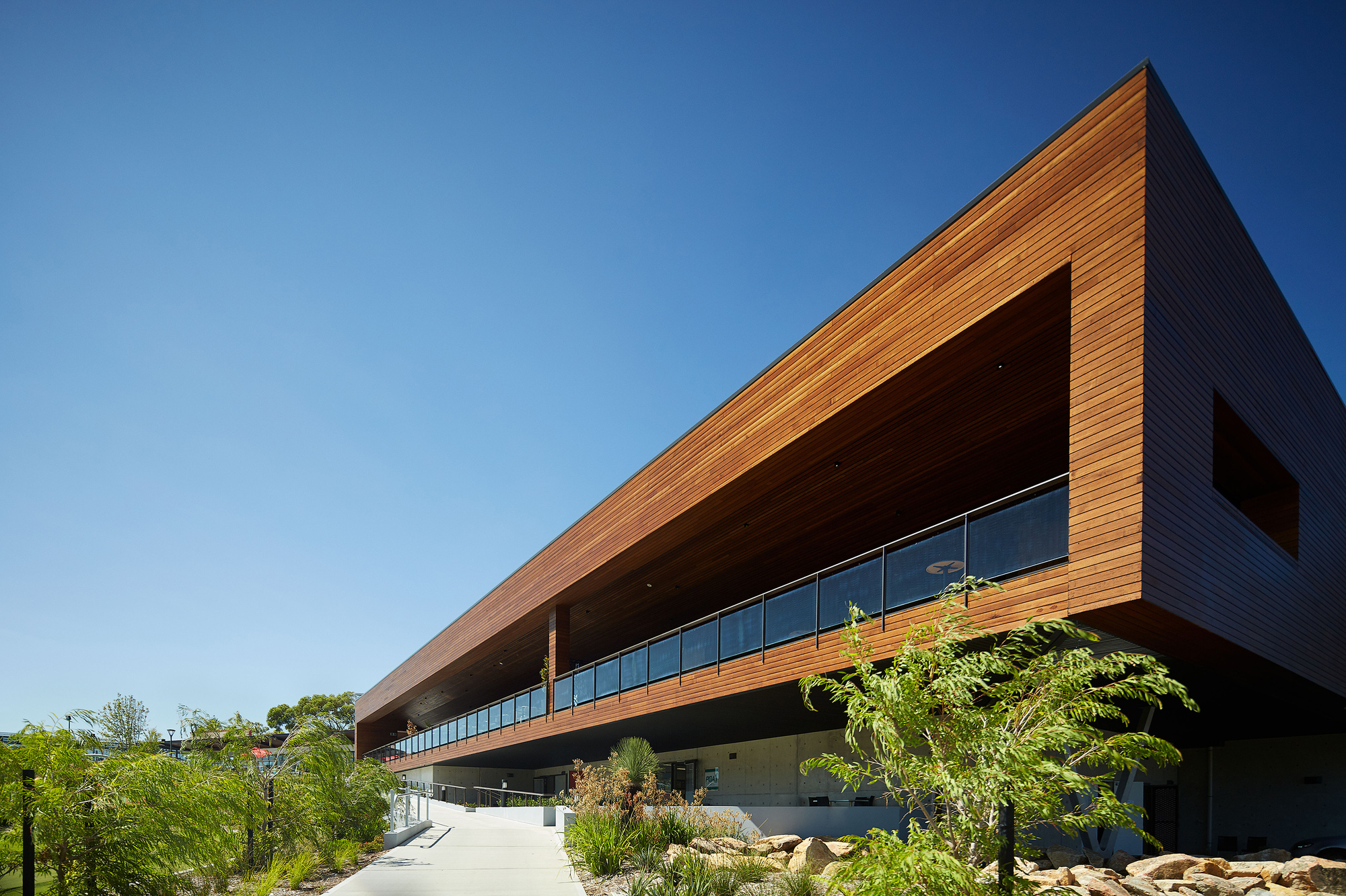 Gallery of Wembley Golf Course / Gresley Abas Architects - 3