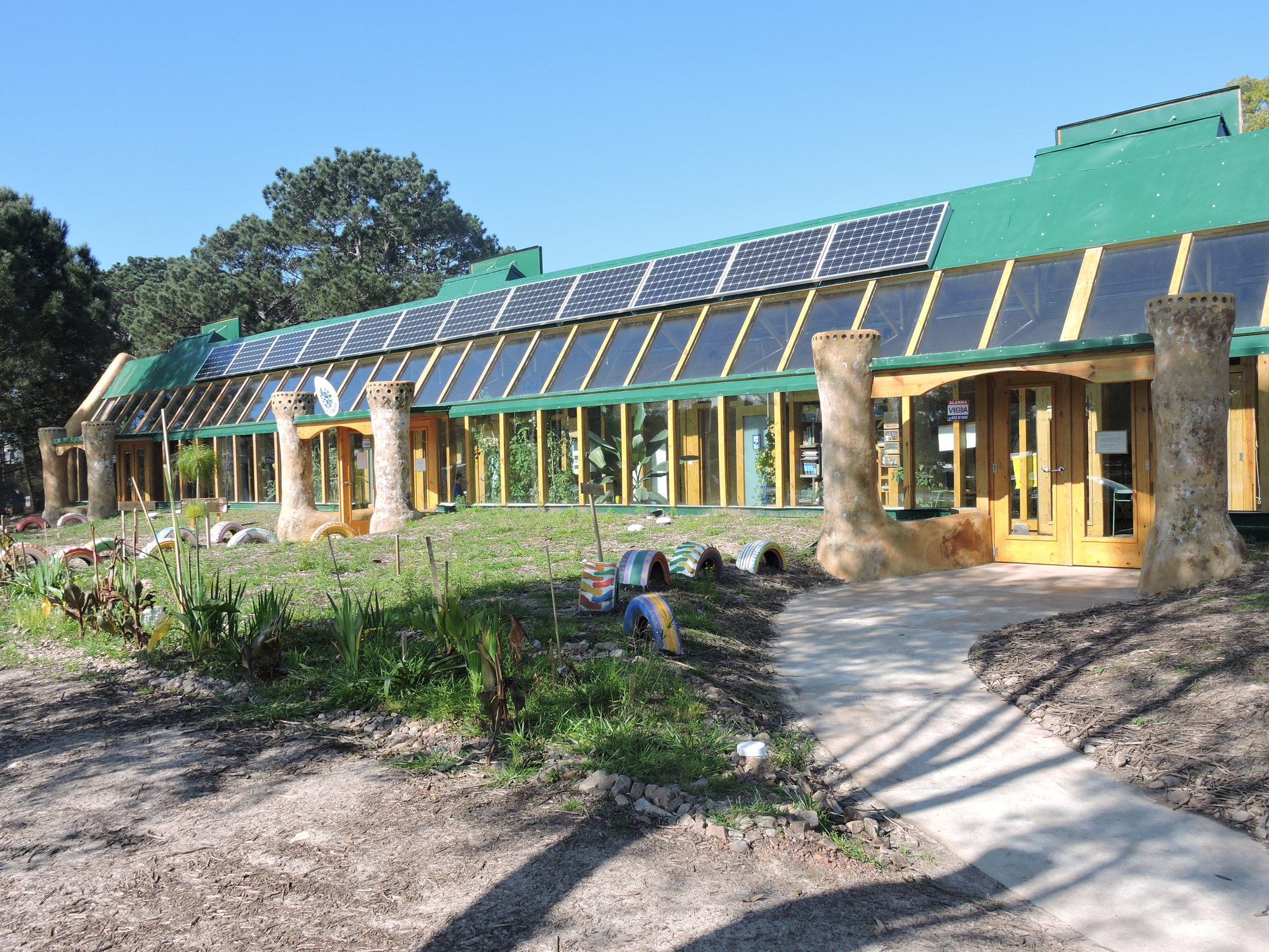 Gallery of Latin America's First Earthship is a Sustainable School ...