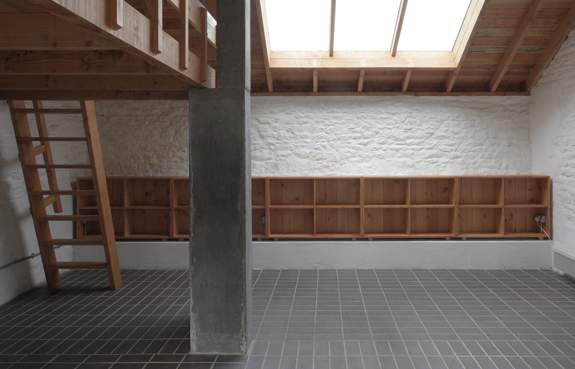 Gallery of Harewood Studio / Hugh Strange Architects - 11