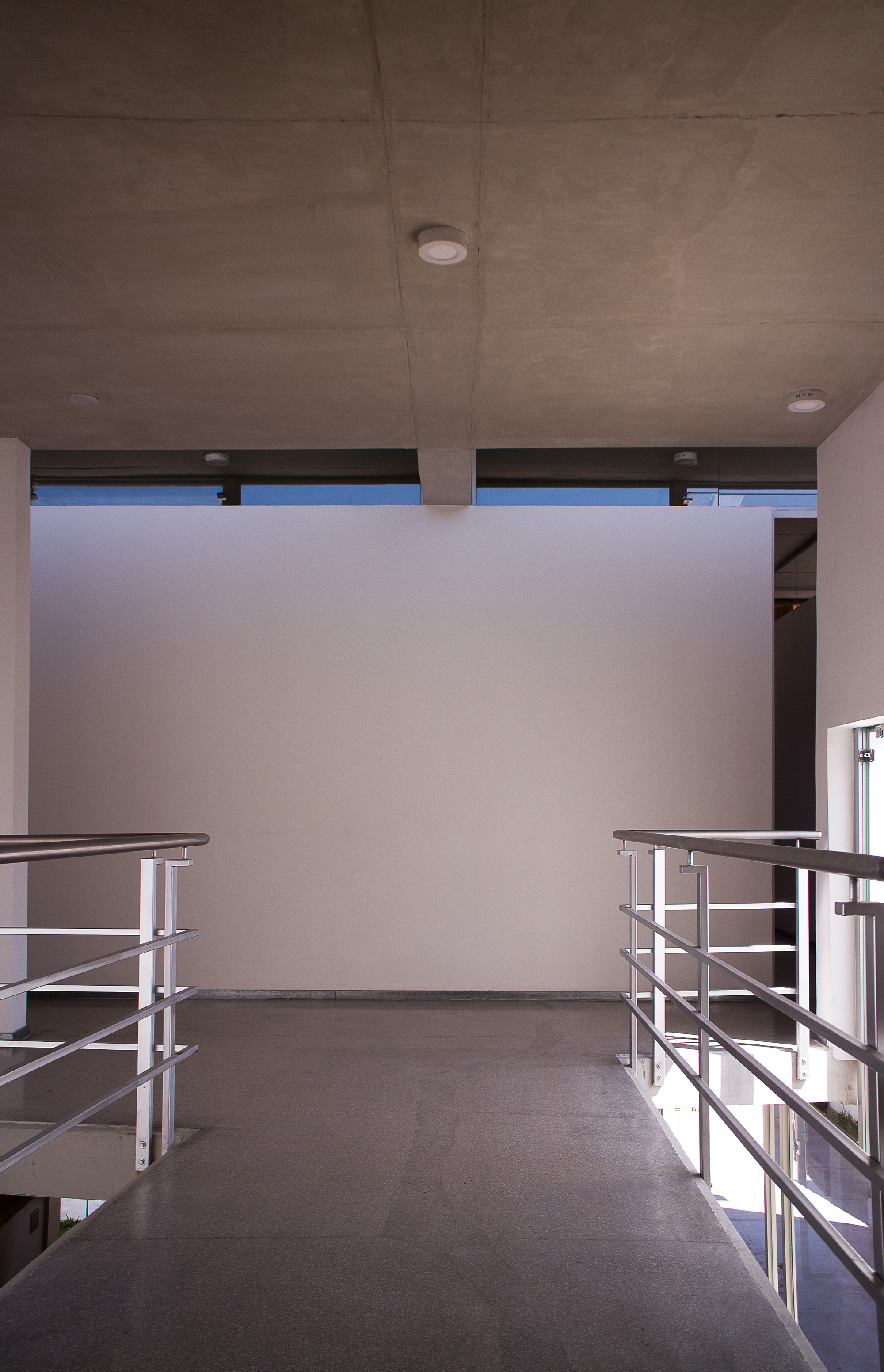 Gallery of Memoir Medical Clinic / Estudio ELGUE - 11