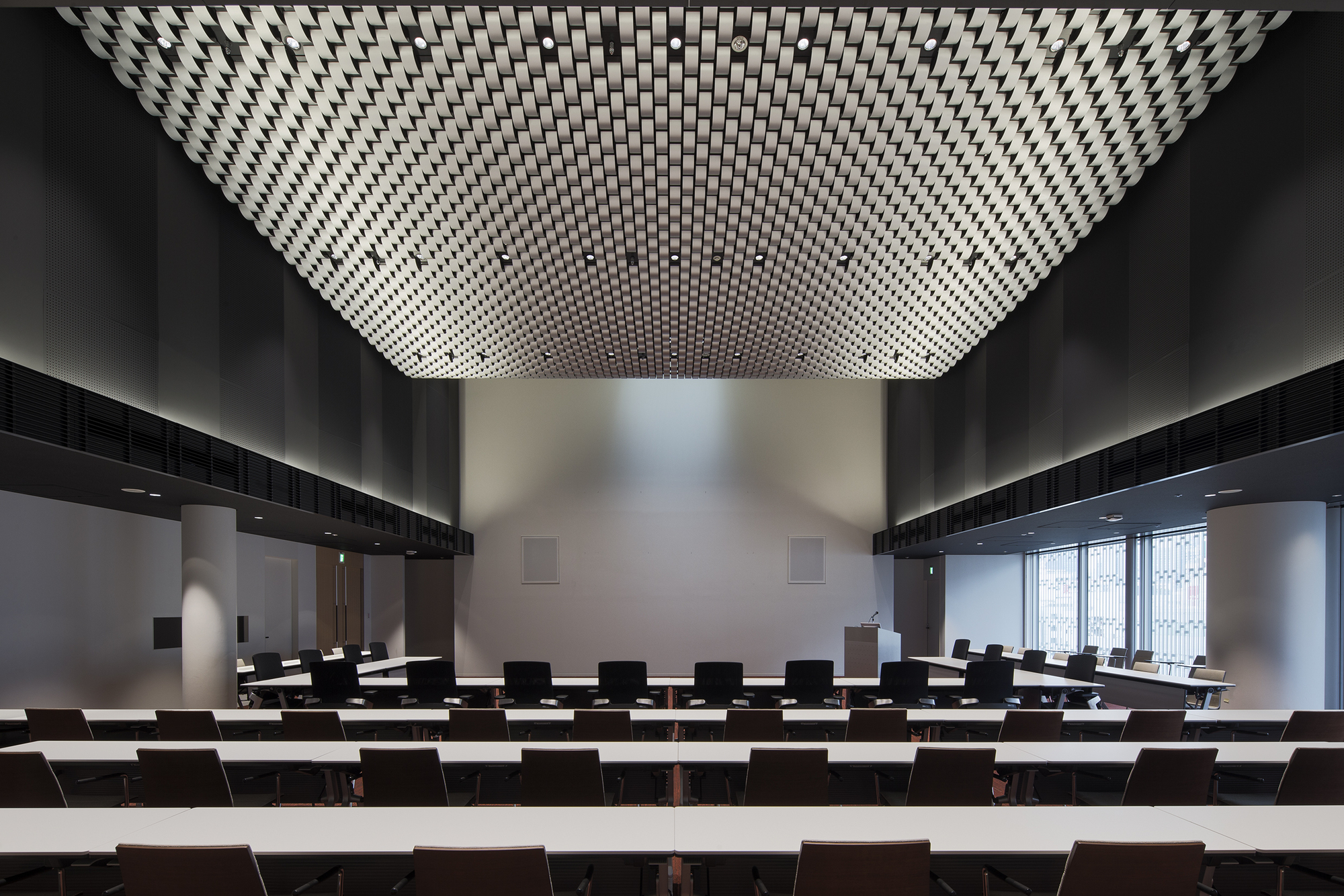 Gallery of YKK80 / Nikken Sekkei - 10