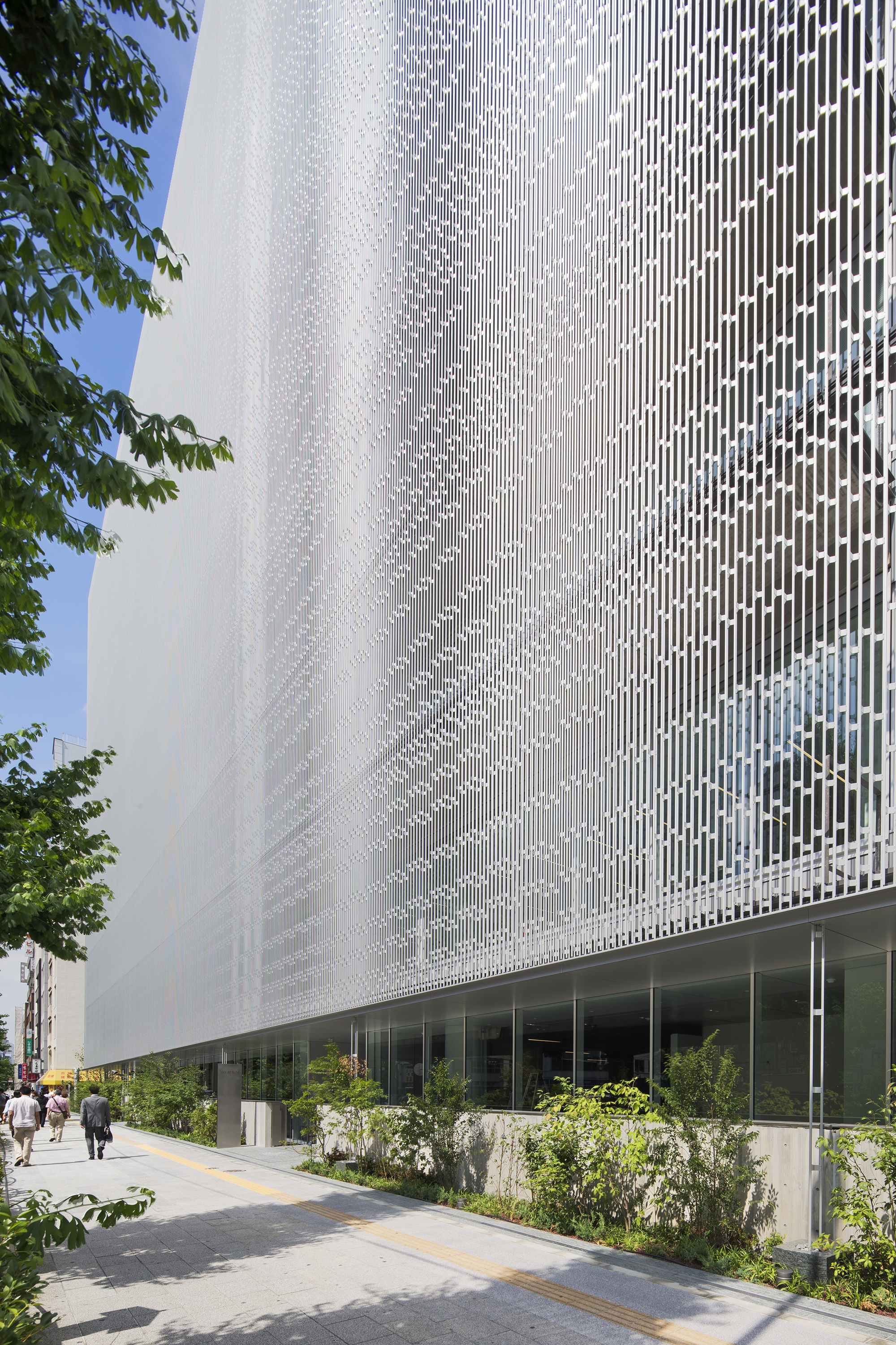 Galeria de YKK80 / Nikken Sekkei - 8