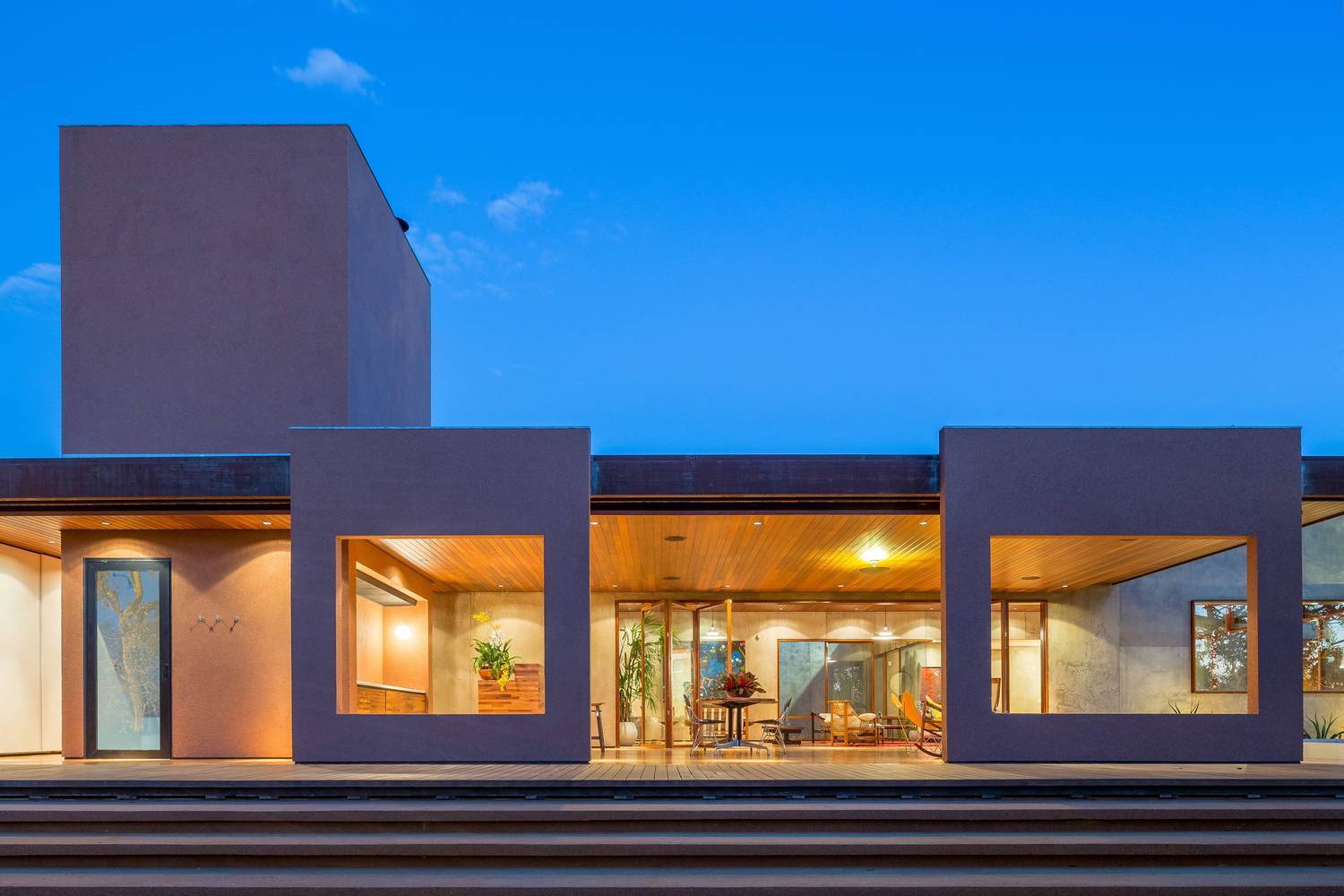Gallery of This Brazilian House Uses Different Materials as an ...