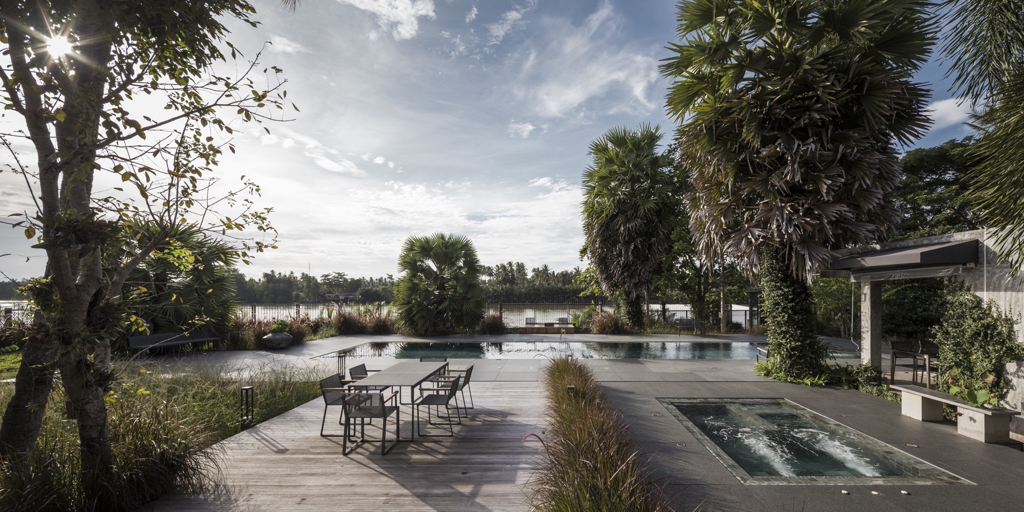 Galeria de Casa Flat Scape / EKAR - 13