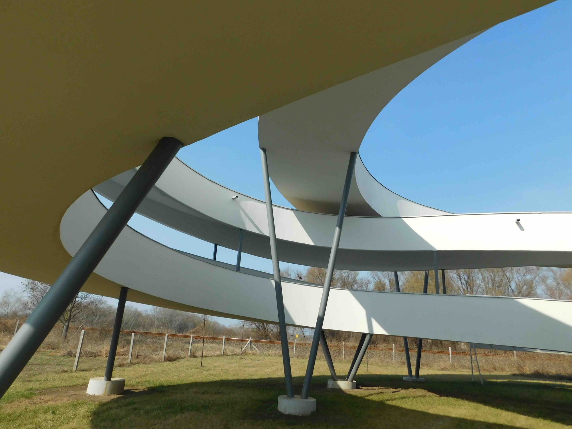 Gallery of Cycling Center / Ferdinand and Ferdinand Architects - 13