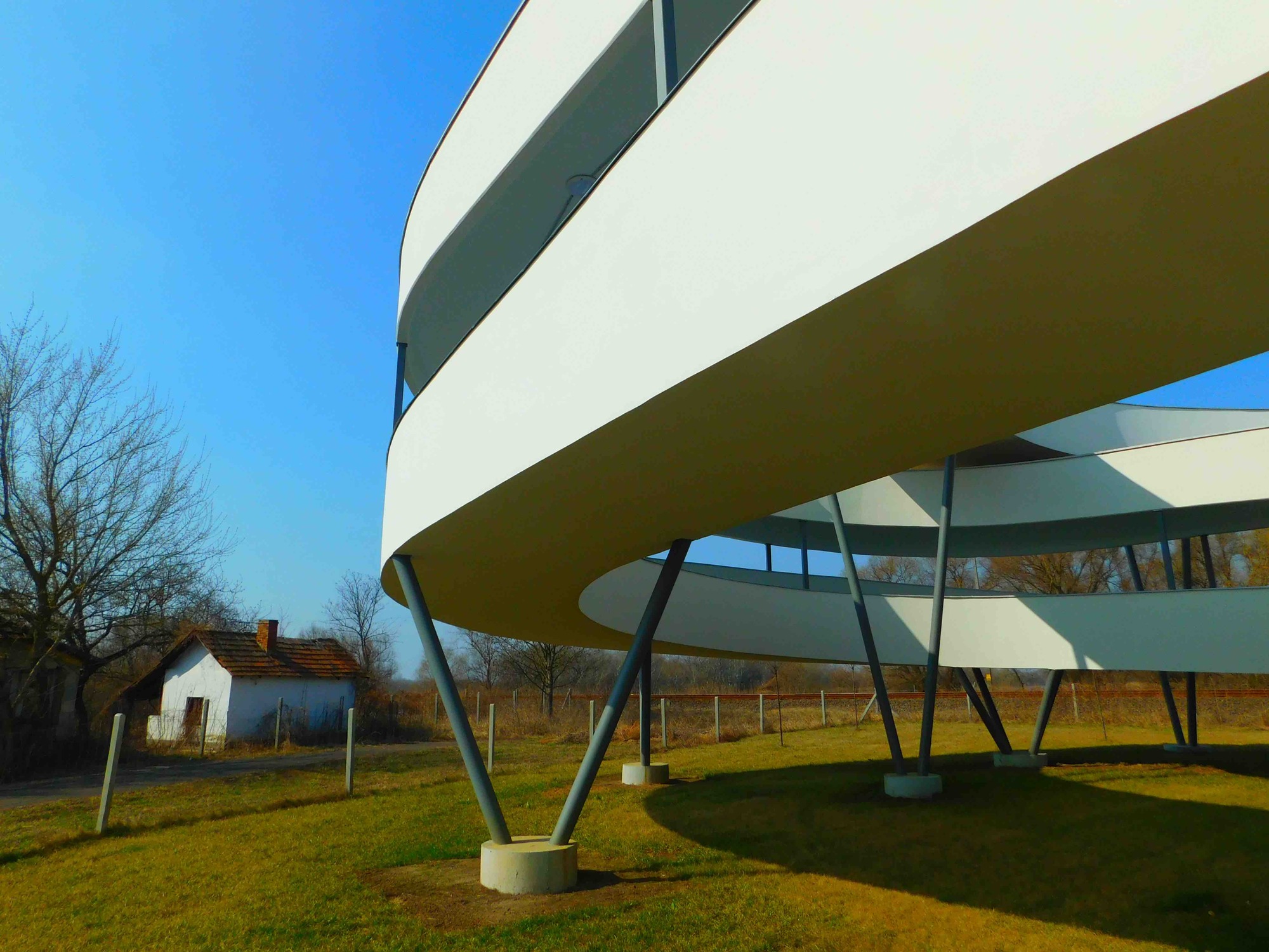 Gallery of Cycling Center / Ferdinand and Ferdinand Architects - 6