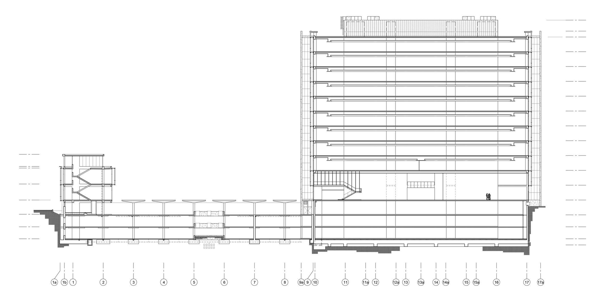 Galería de Edificio Corporativo Claro Chile / +arquitectos - 20