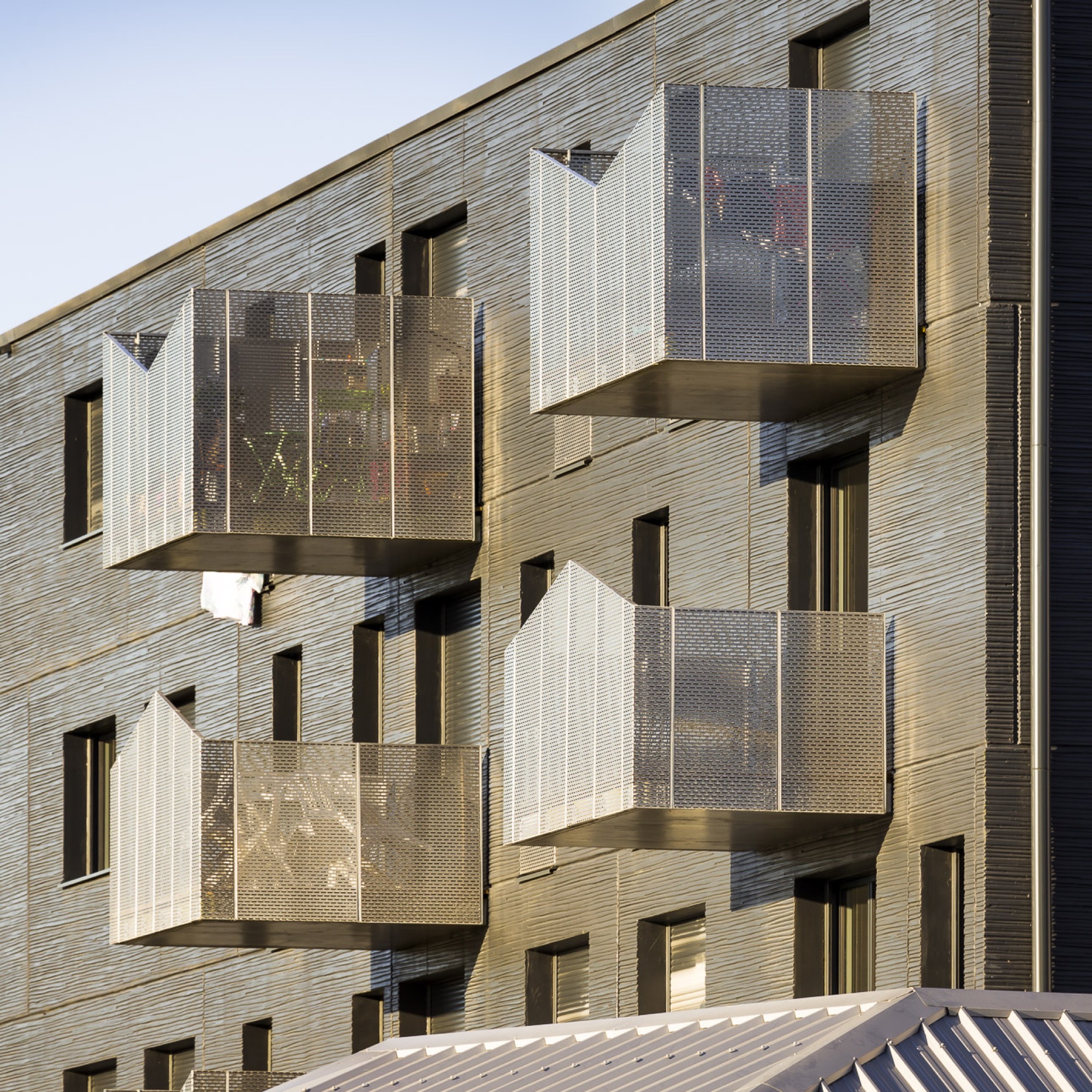 Gallery of LE RHEU / PETITDIDIERPRIOUX Architects - 19