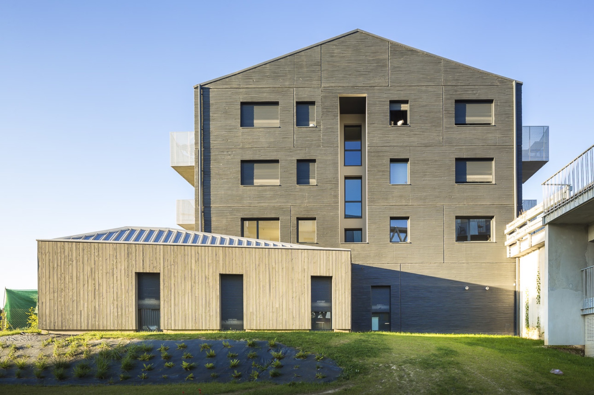 Gallery of LE RHEU / PETITDIDIERPRIOUX Architects - 10