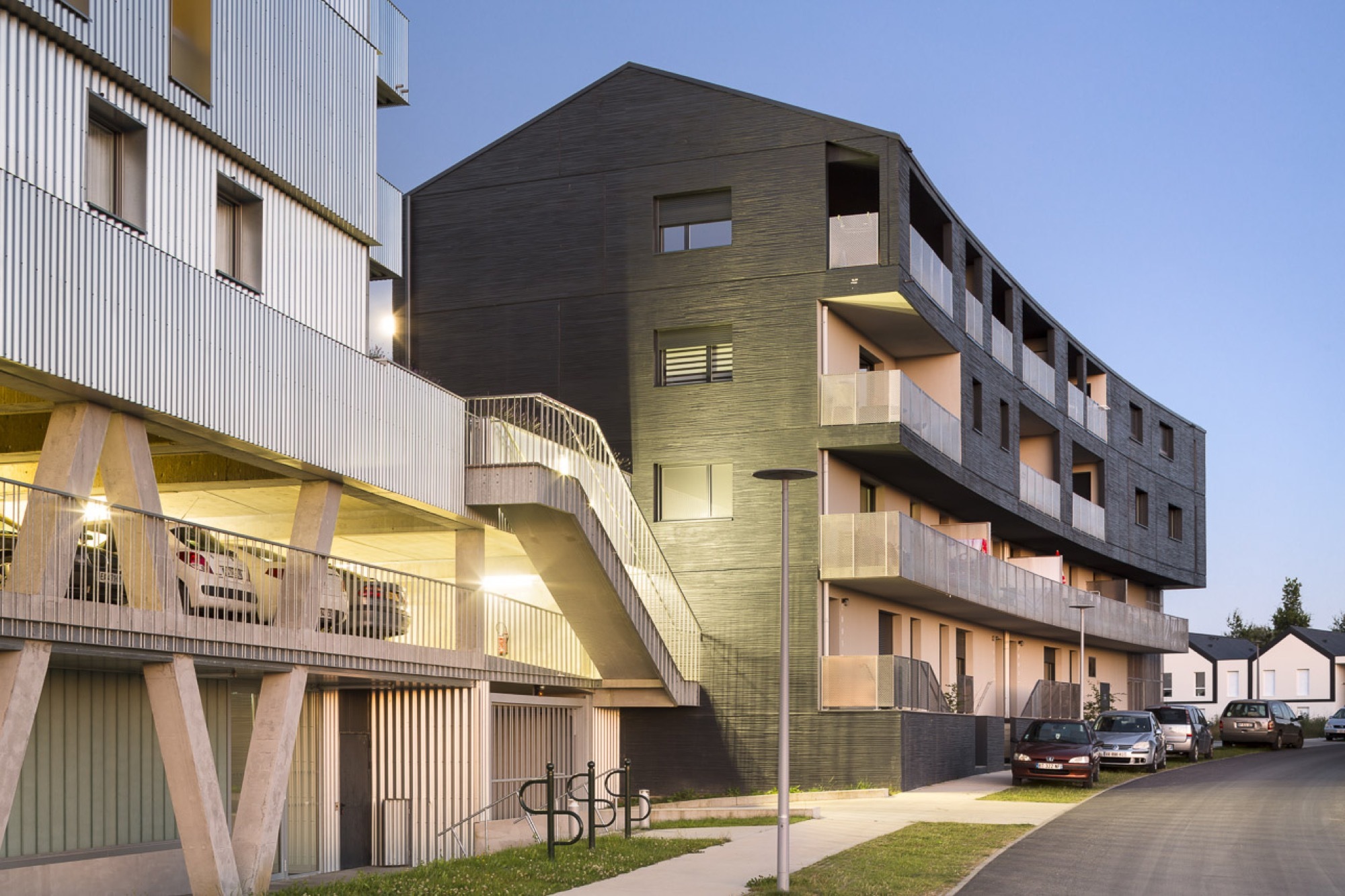 Gallery of LE RHEU / PETITDIDIERPRIOUX Architects - 45