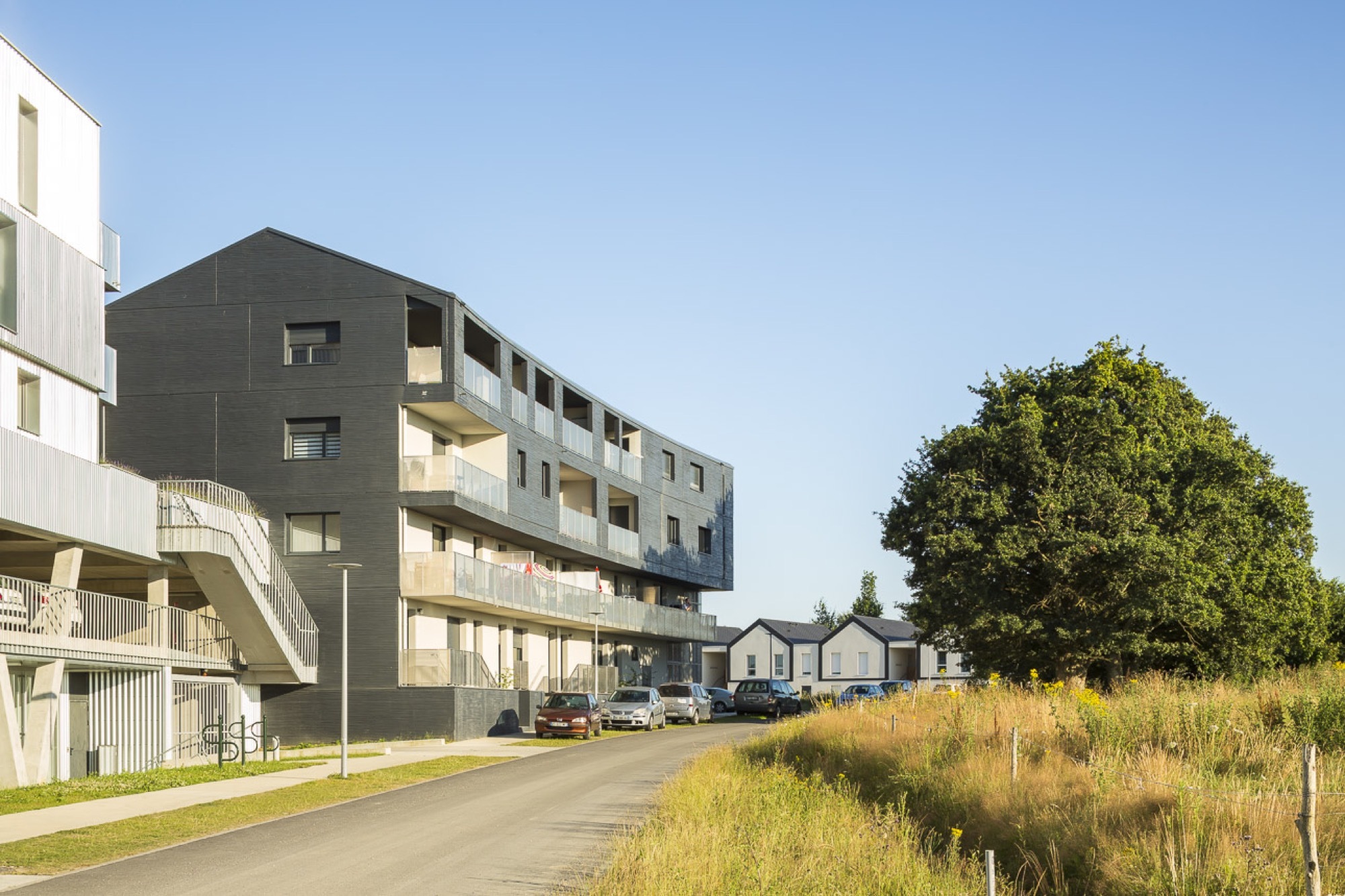 Gallery of LE RHEU / PETITDIDIERPRIOUX Architects - 27