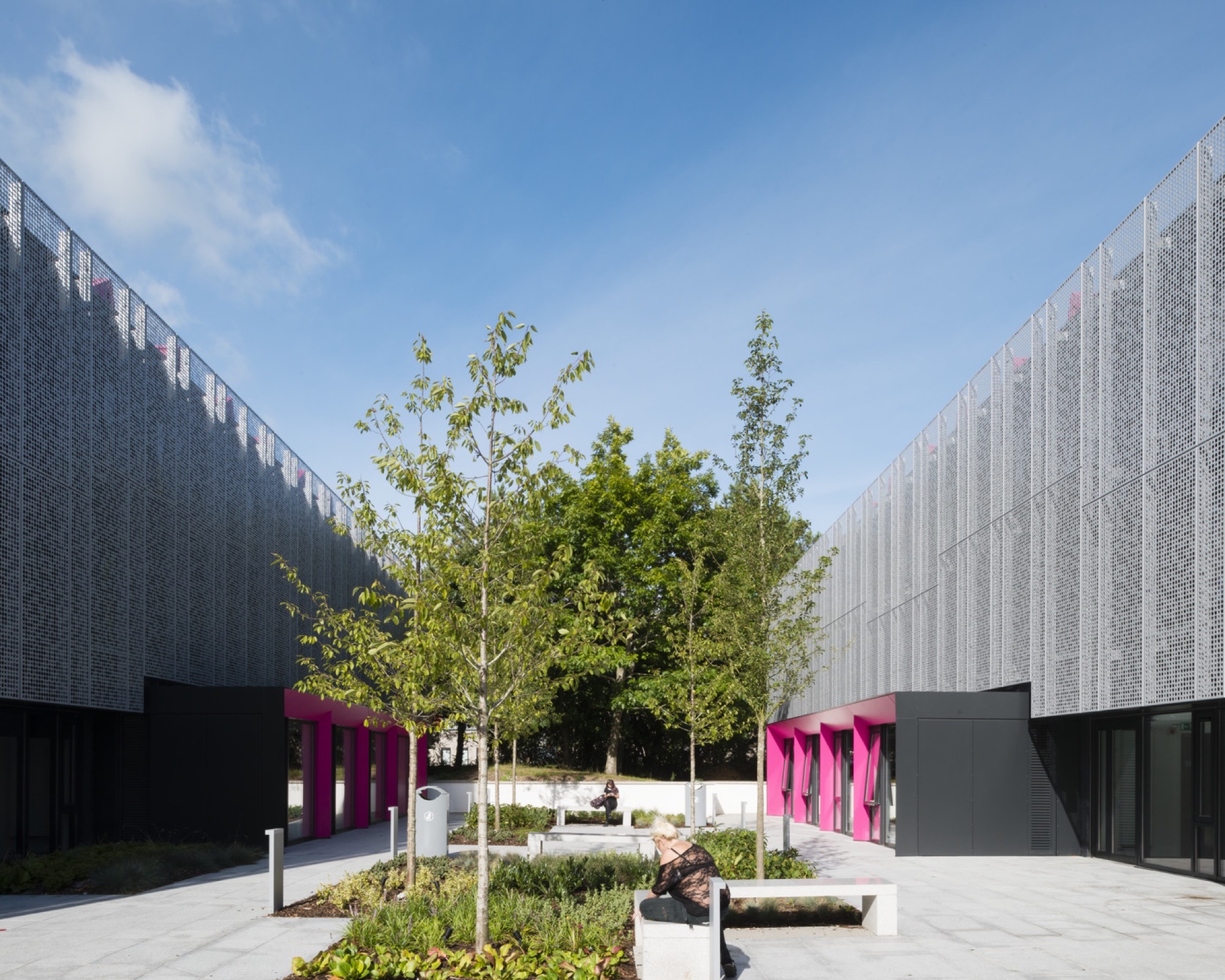 Gallery of AUB Design Studios and Workshops / Design Engine Architects - 4