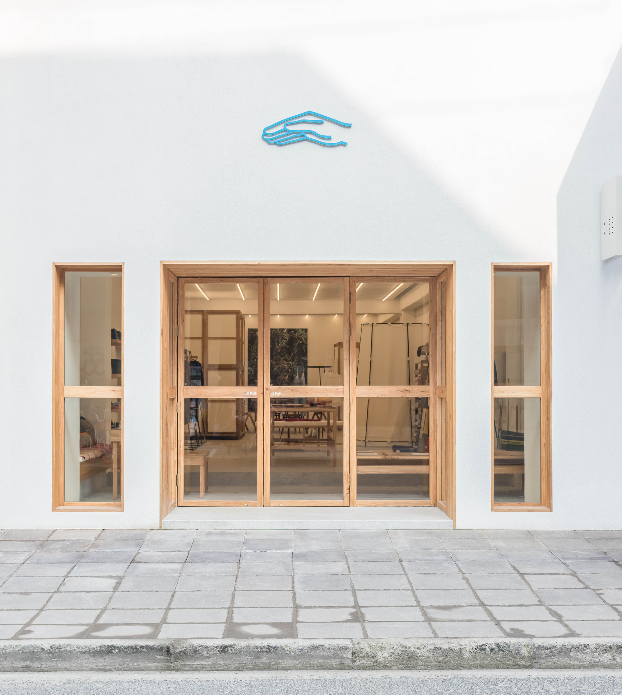 Gallery of klee klee Brand-Launching Store / AIM Architecture - 2