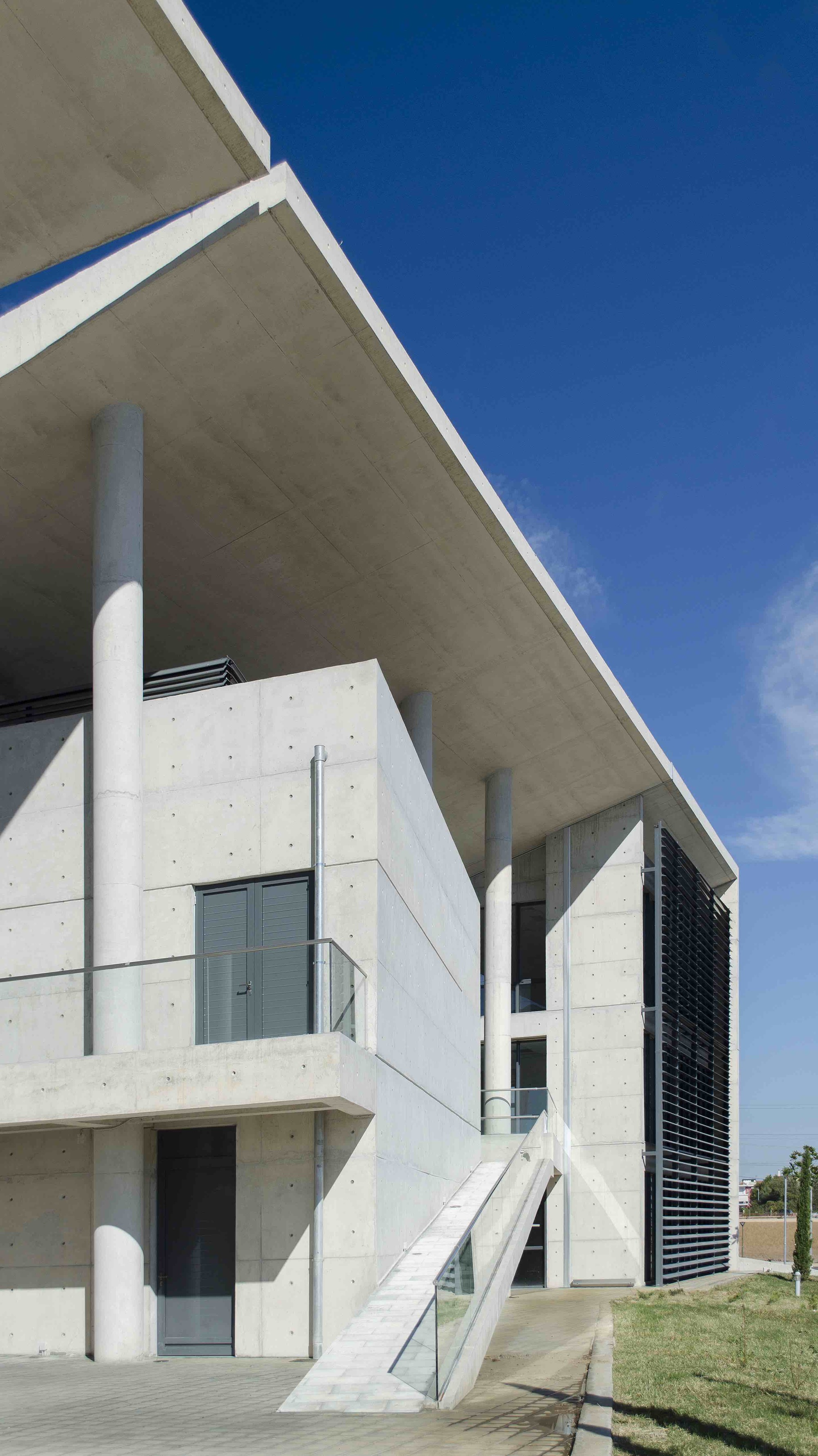 Gallery of Administration of the Municipal Water Supply / VTria ...