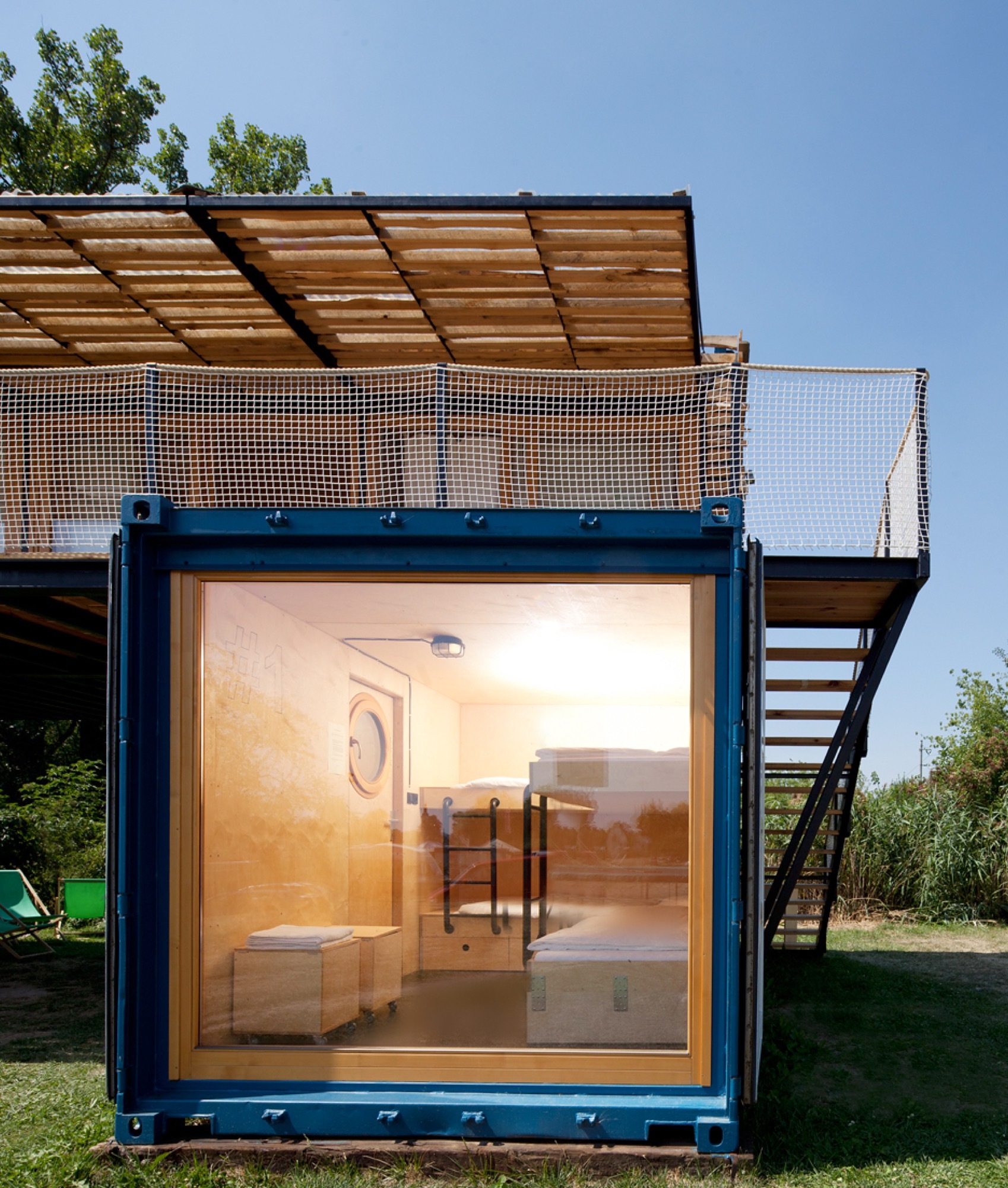 Gallery of Containhotel / Artikul Architects - 6