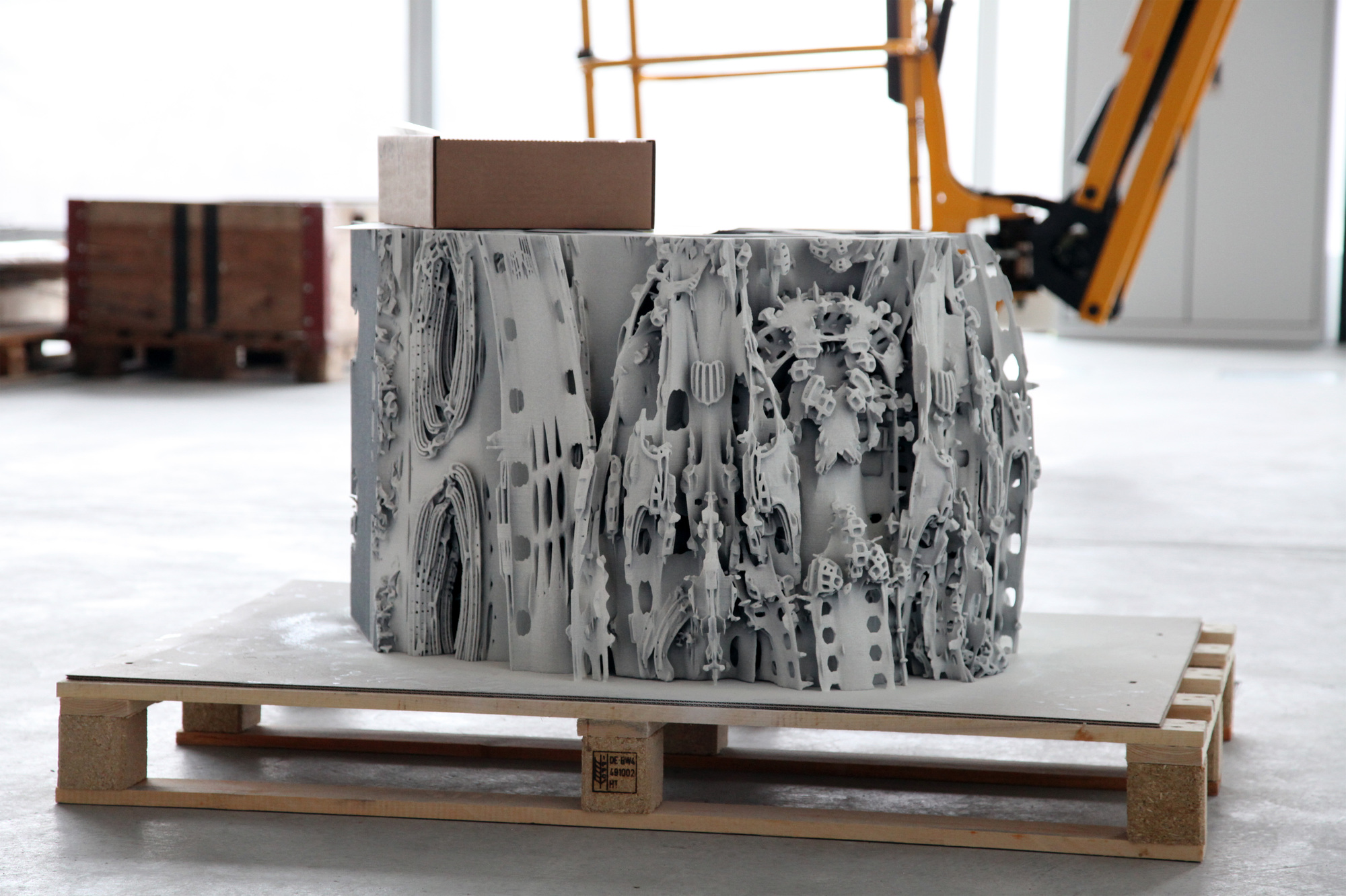 Gallery of This Mysterious 3D Printed Grotto Challenges Boundaries of ...