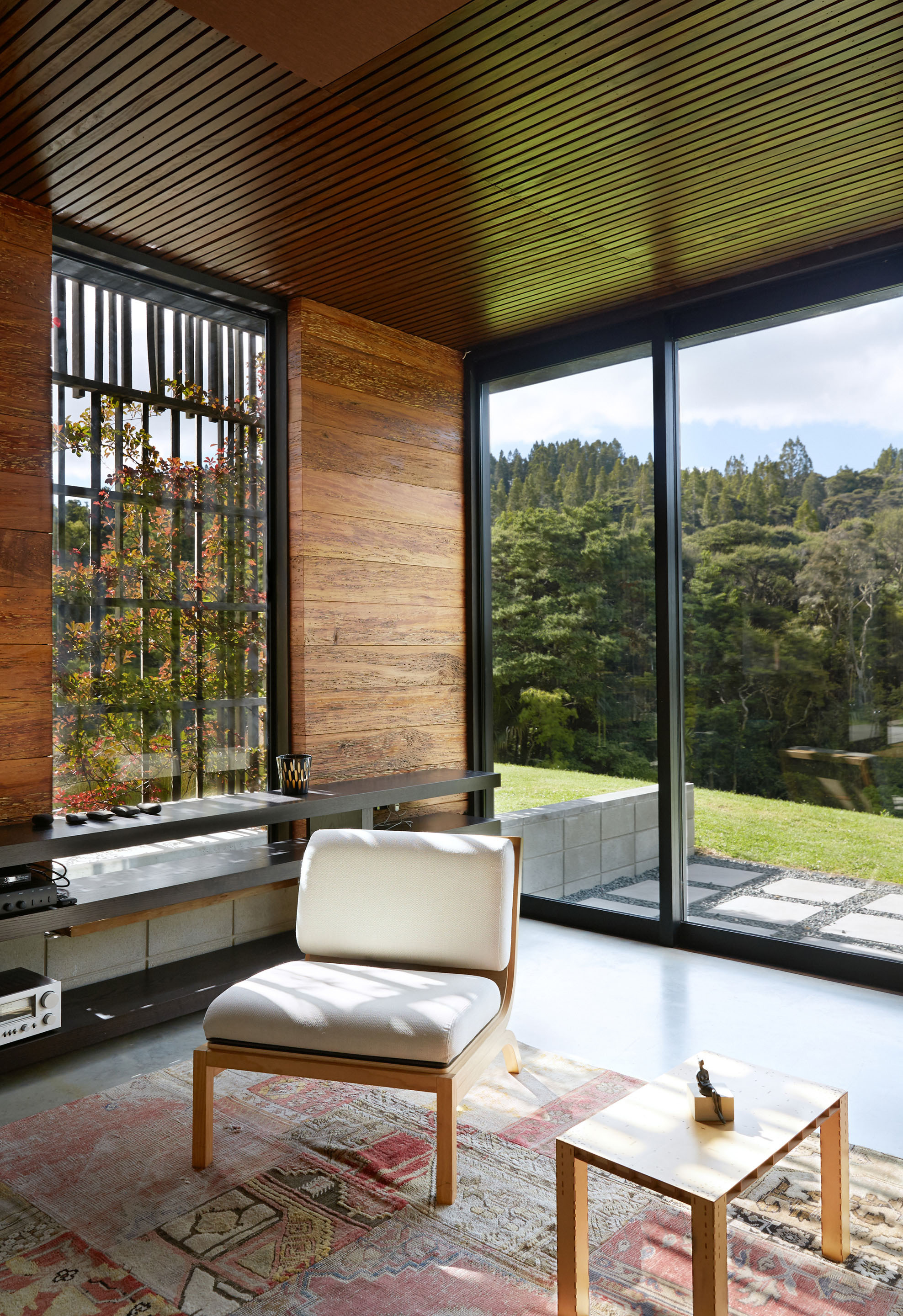 Gallery of Inland House / Gerrad Hall Architects - 13