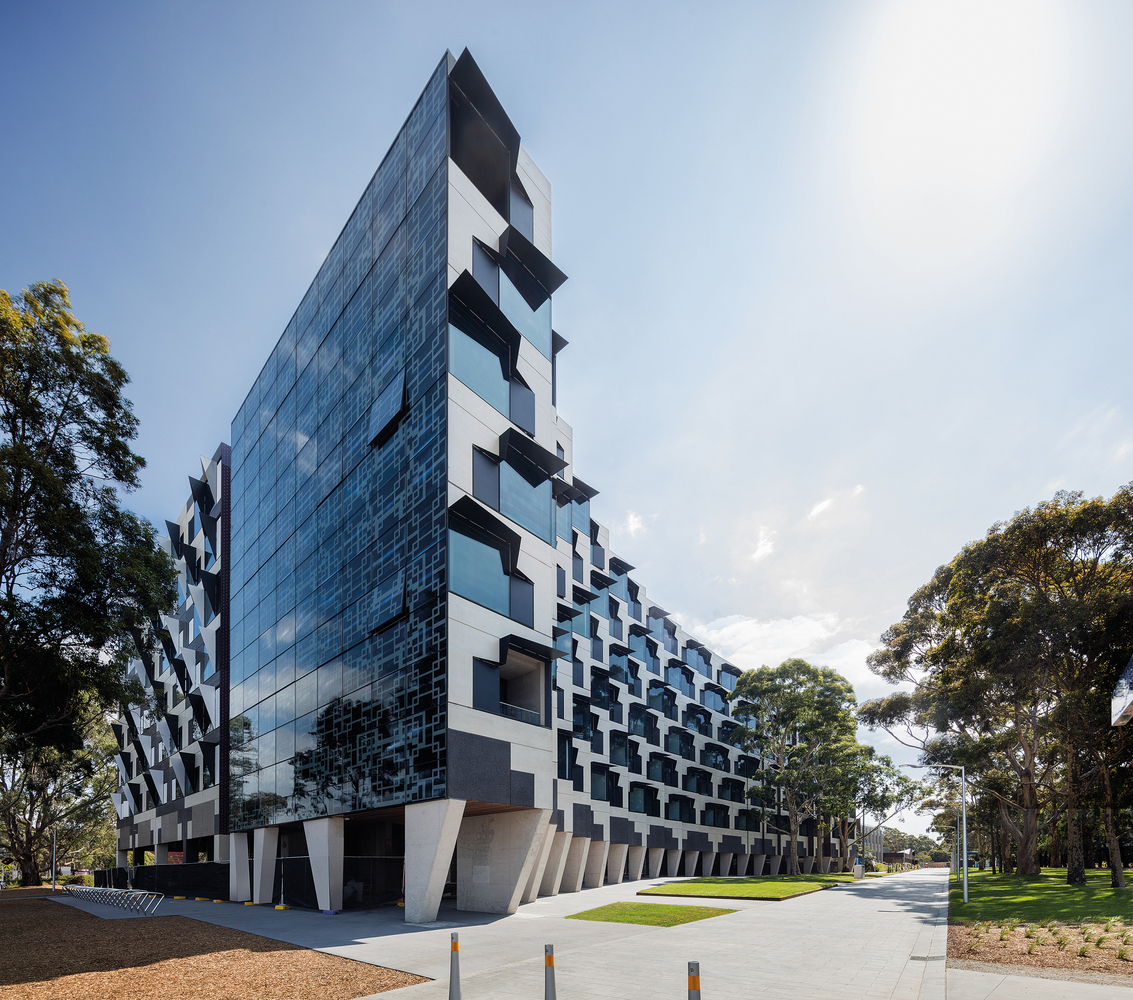 Gallery of Monash University Logan Hall / McBride Charles Ryan - 1