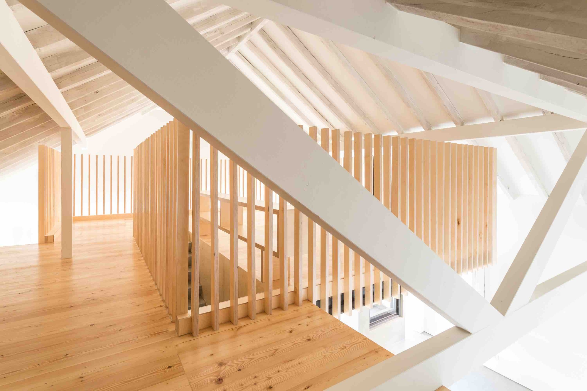 Gallery of House in Trafaria / Manuel Tojal Architects - 18