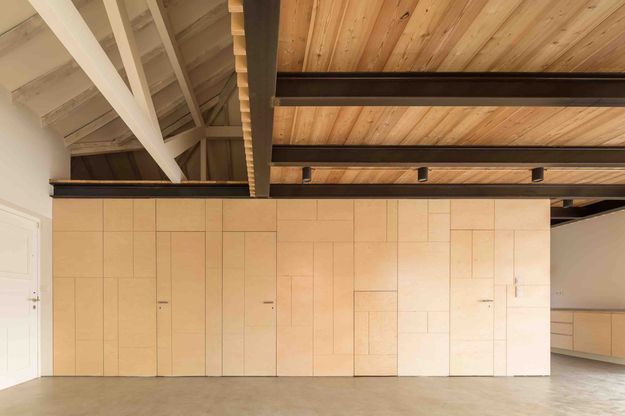 Gallery of House in Trafaria / Manuel Tojal Architects - 10