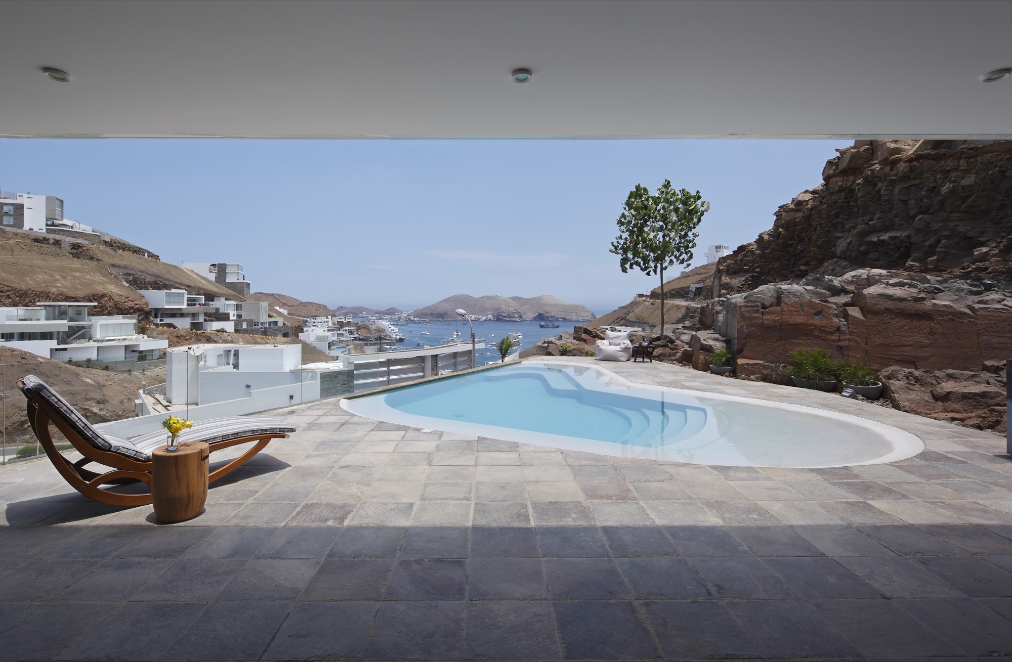 Gallery of Lapa House / Martin Dulanto - 14