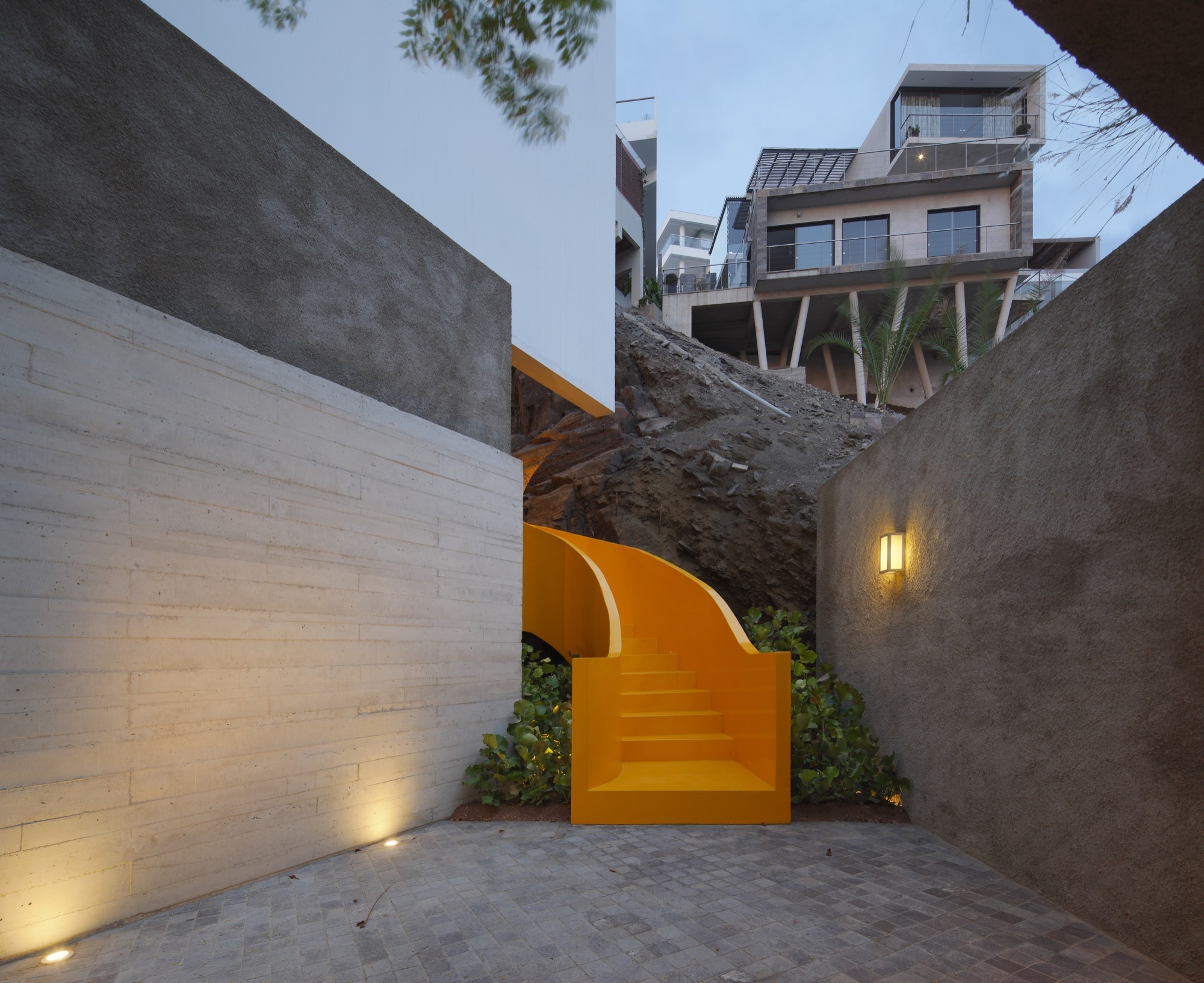 Gallery of Lapa House / Martin Dulanto - 17